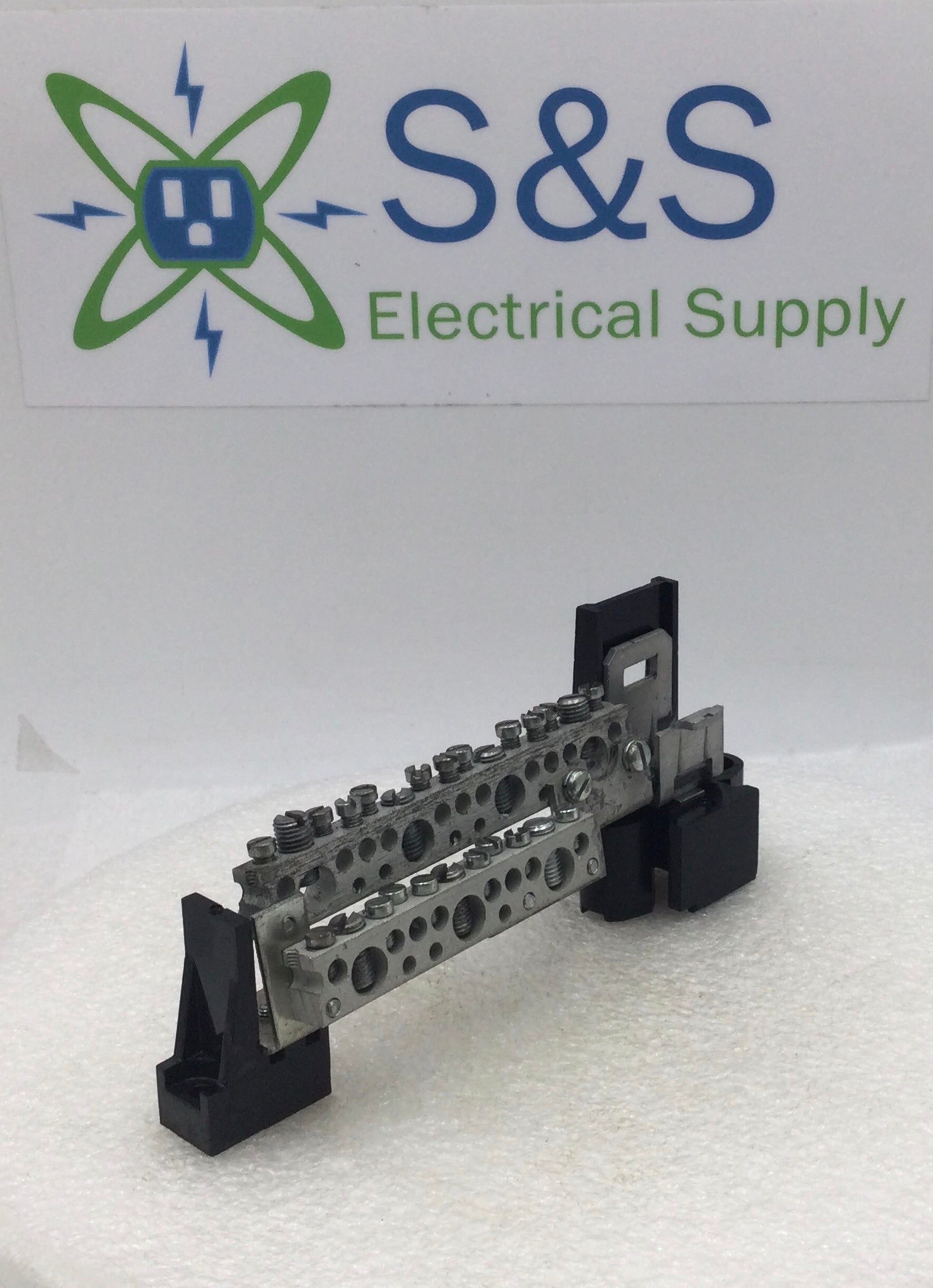 Crouse Hinds 26 Position Combo Neutral Isolated Grounding Bar 7 1/4" x