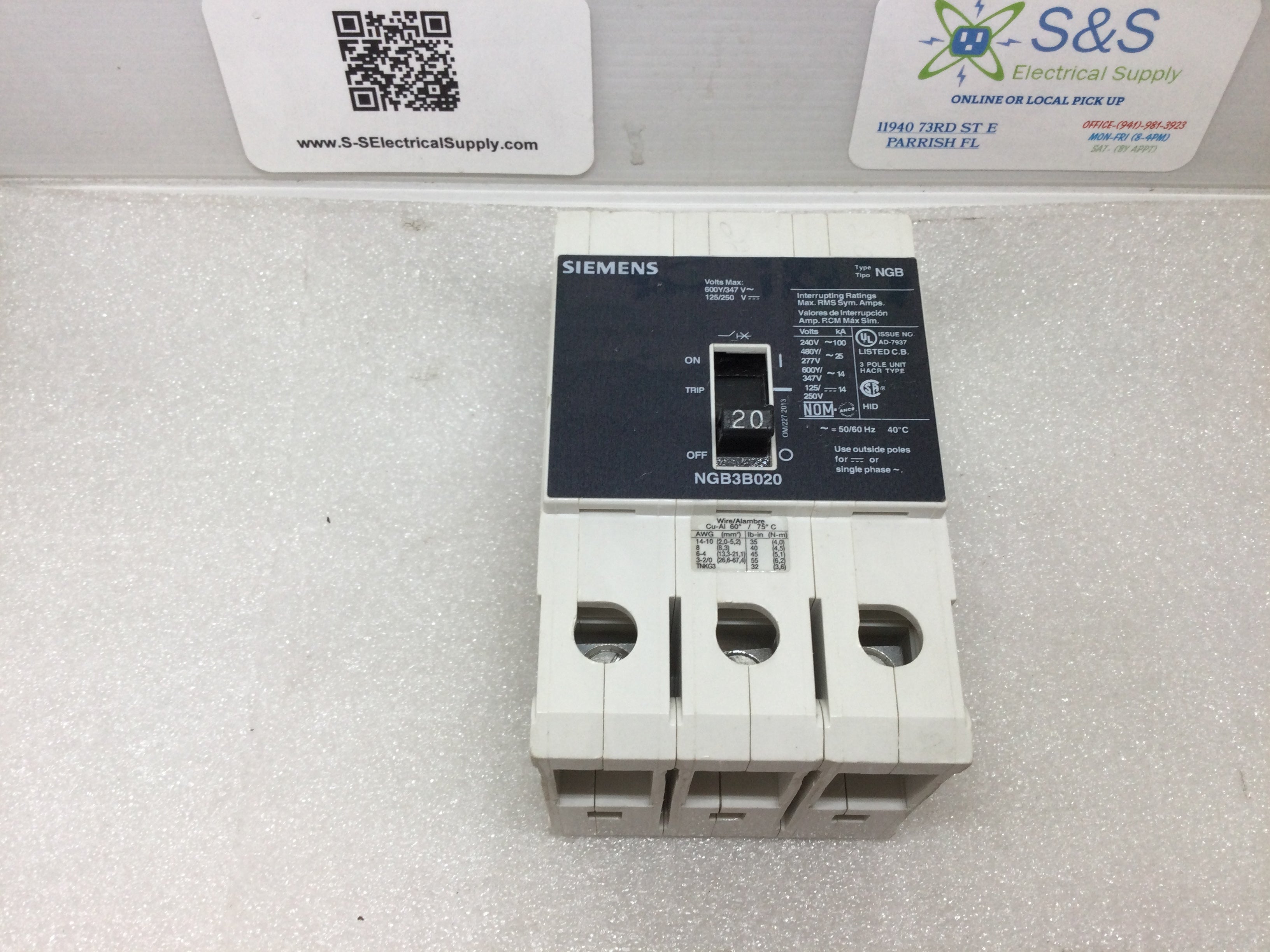 Siemens Ngb3b020 3 Pole, 20 Amp 480 Volts Circuit Breaker