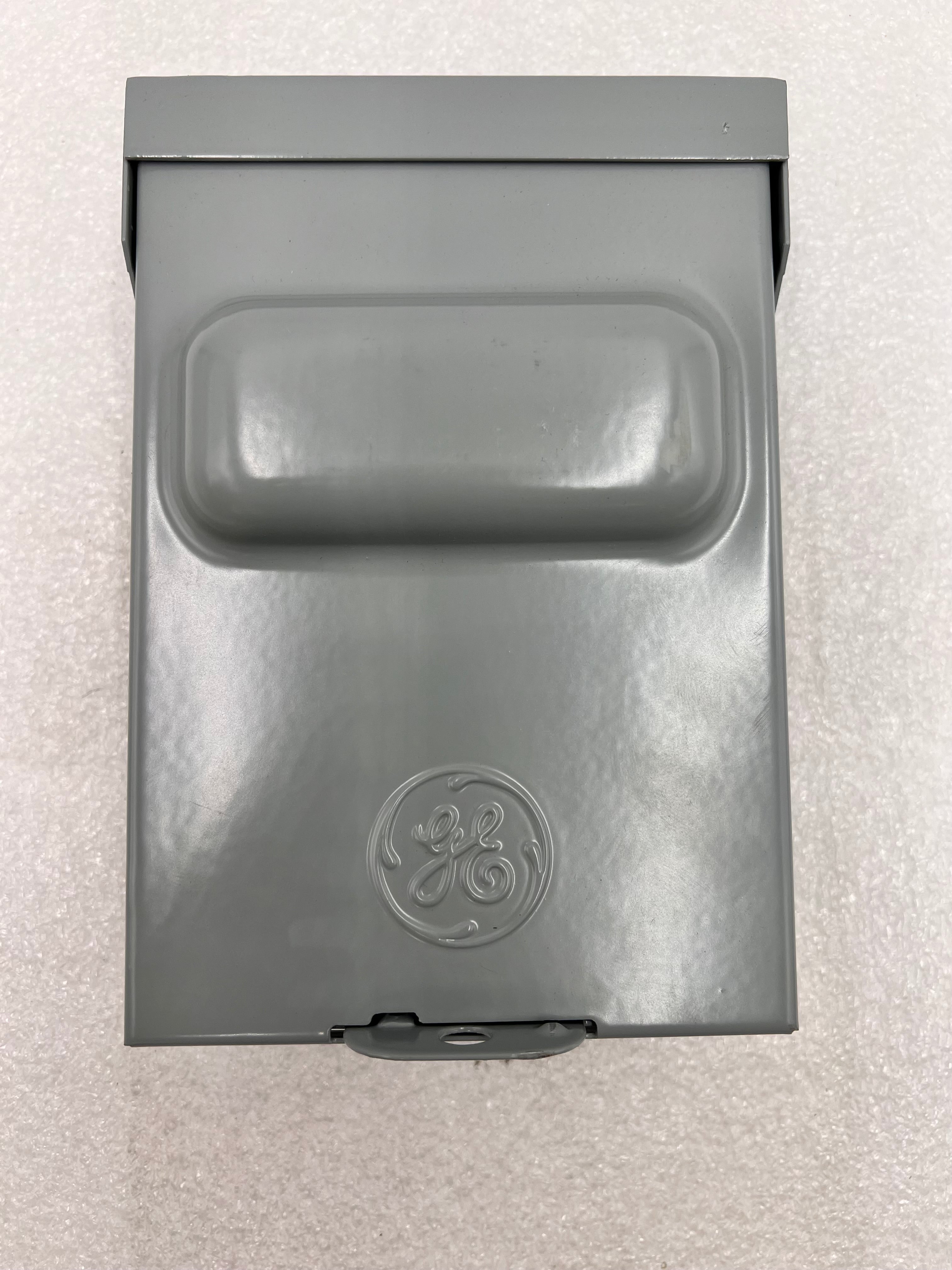 GE General Electric TFN60R Non-fusible 60 Amp 120/240V Nema3R A/C Outd