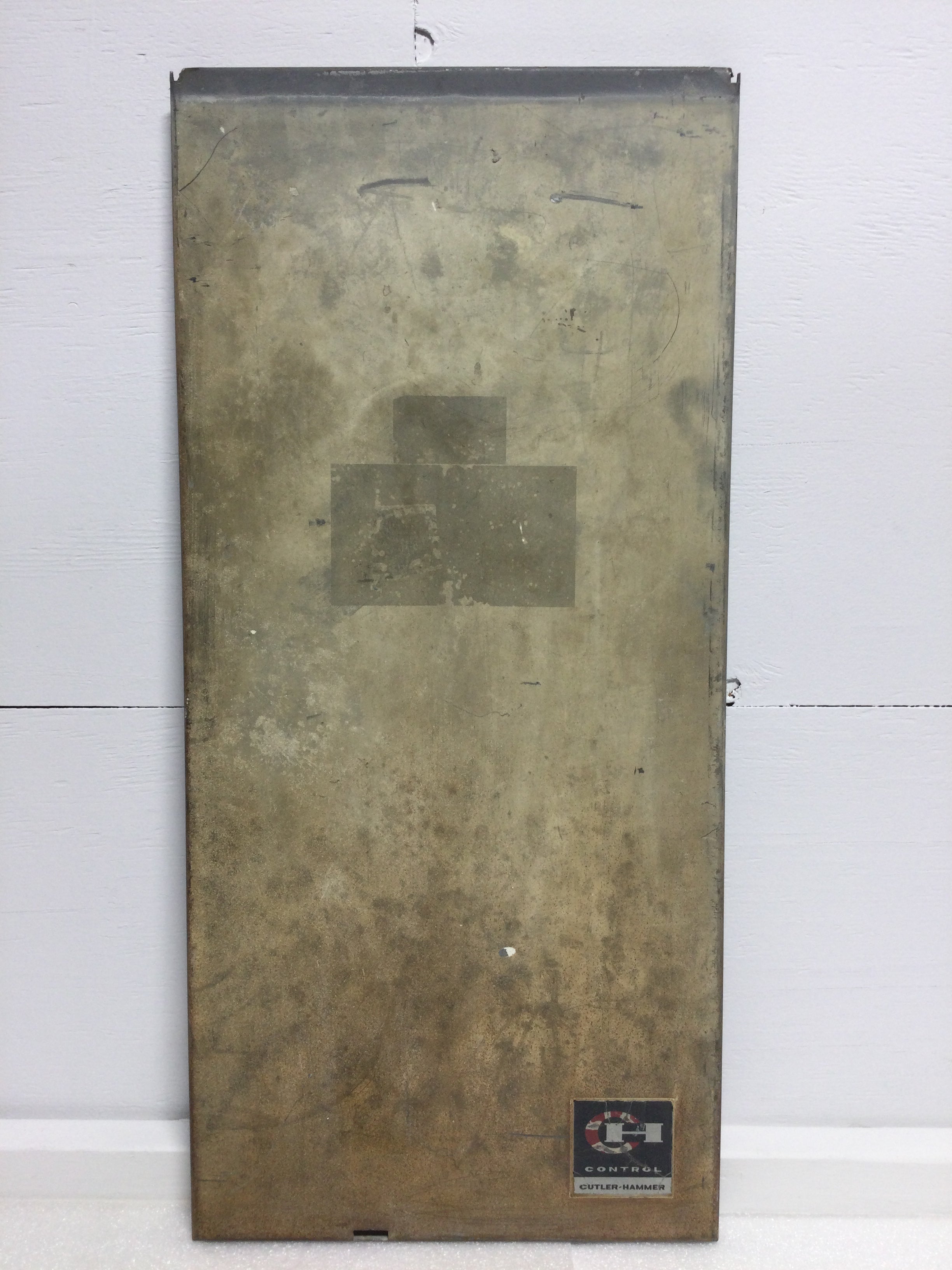 Cutler Hammer Panelboard Cover Only Nema 3R 28 5/8" x 13 1/4"