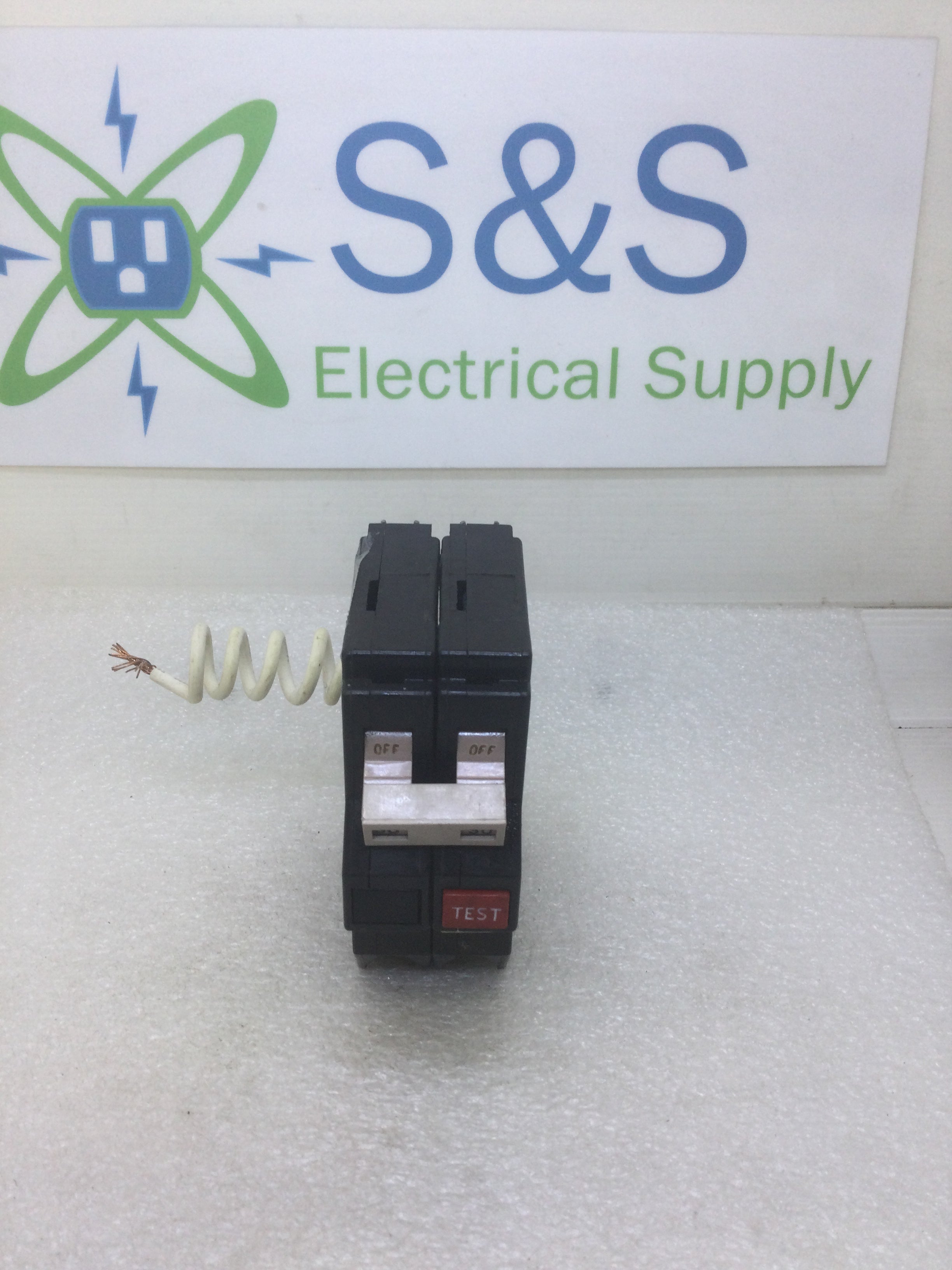 Eaton CH230GF 30 Amp 2 Pole Ground Fault GFCI Circuit Breaker