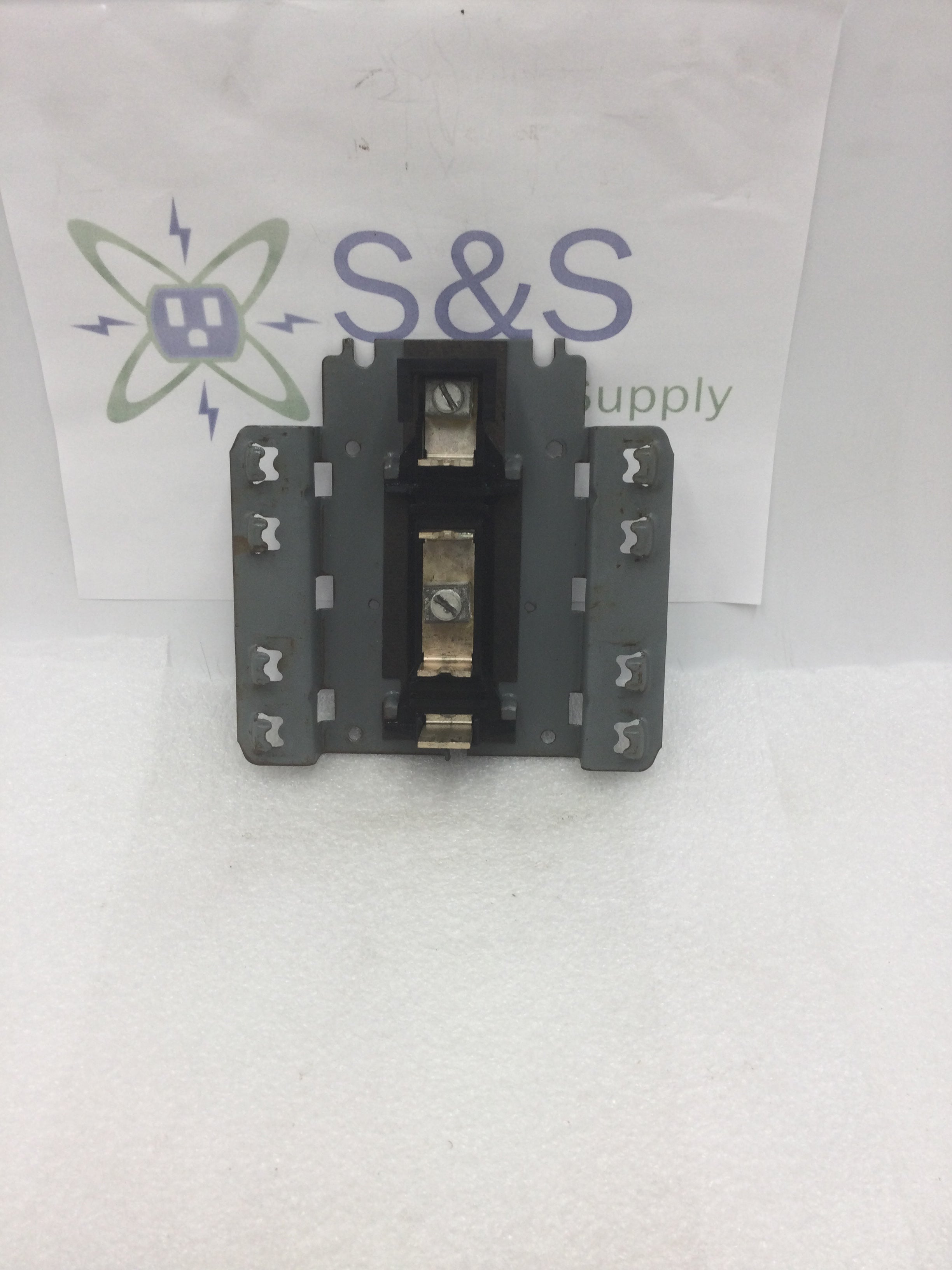 General Electric TX1612R4 4 Space/8 Circuit 100 Amp Load Center Guts O
