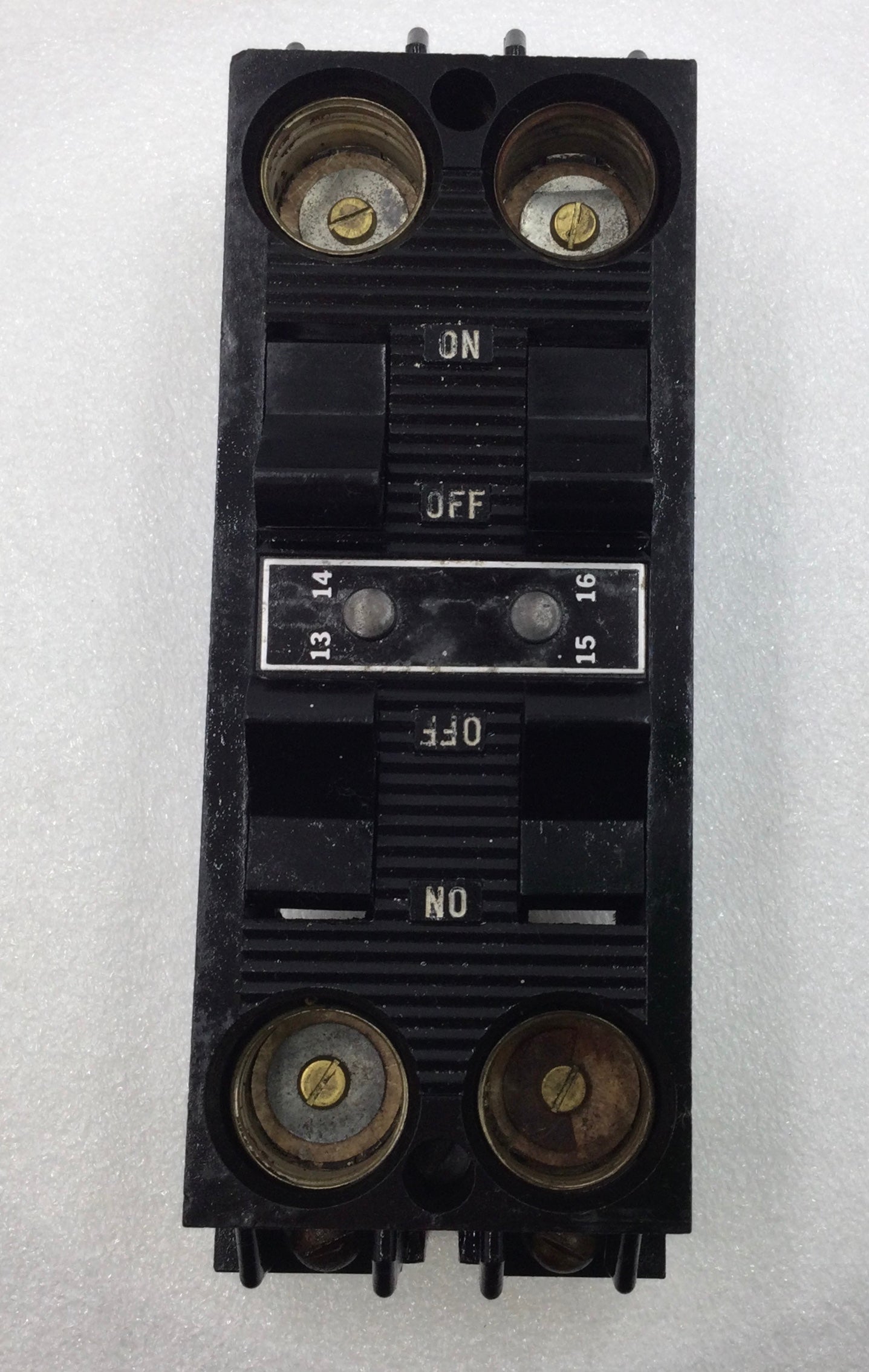 Square D 30 Amp 125V 6 Phase Switch/Fuse Electrical Circuit Switches