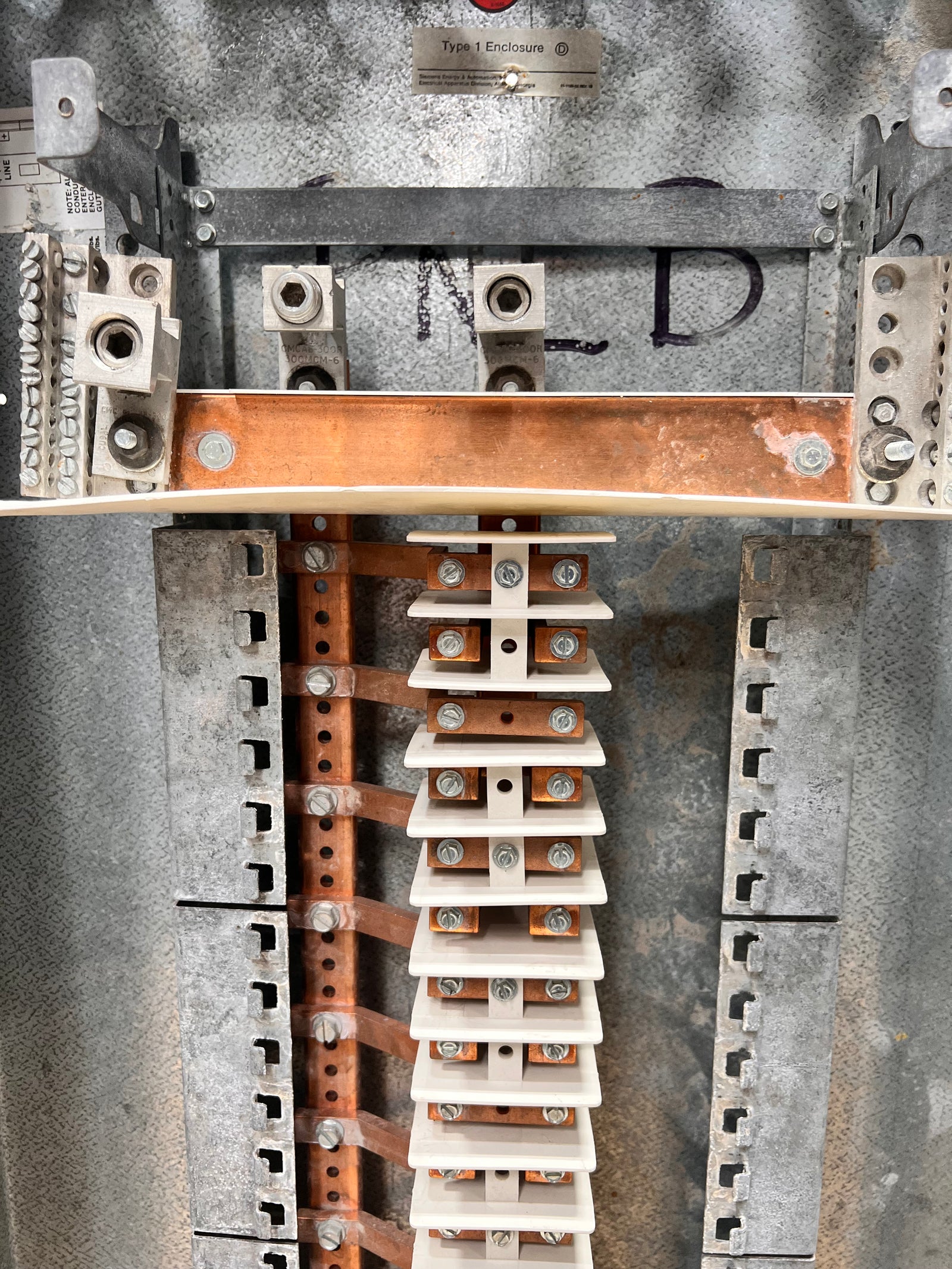 Siemens/ ITE Type CDP-7 Series 7 120/240V 42 Space 225A 1Ph 4 Wire Pan