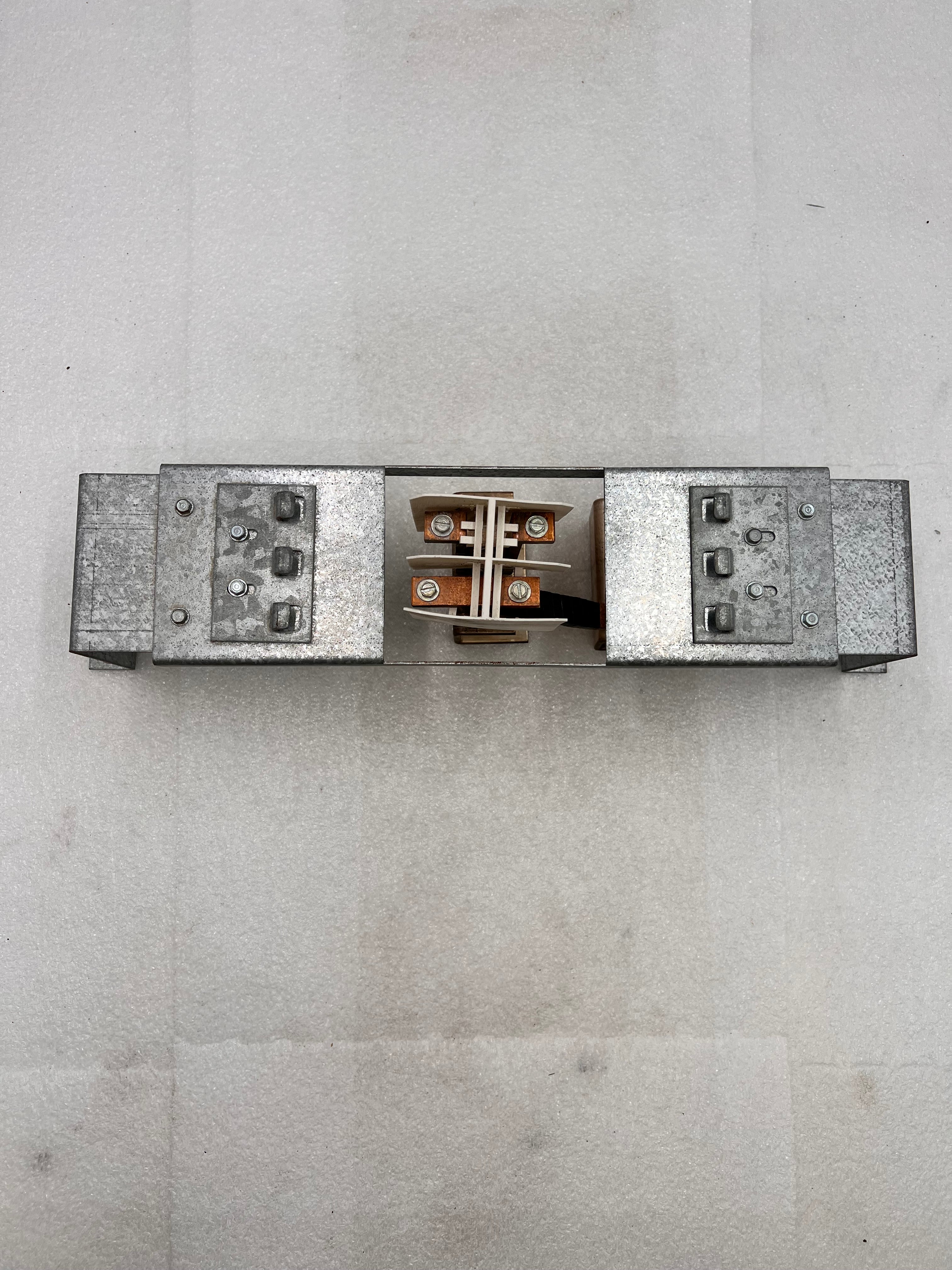 Siemens 4 Space 120/240v BQ, BQH, HB Style Breaker Strap Kit for Sieme