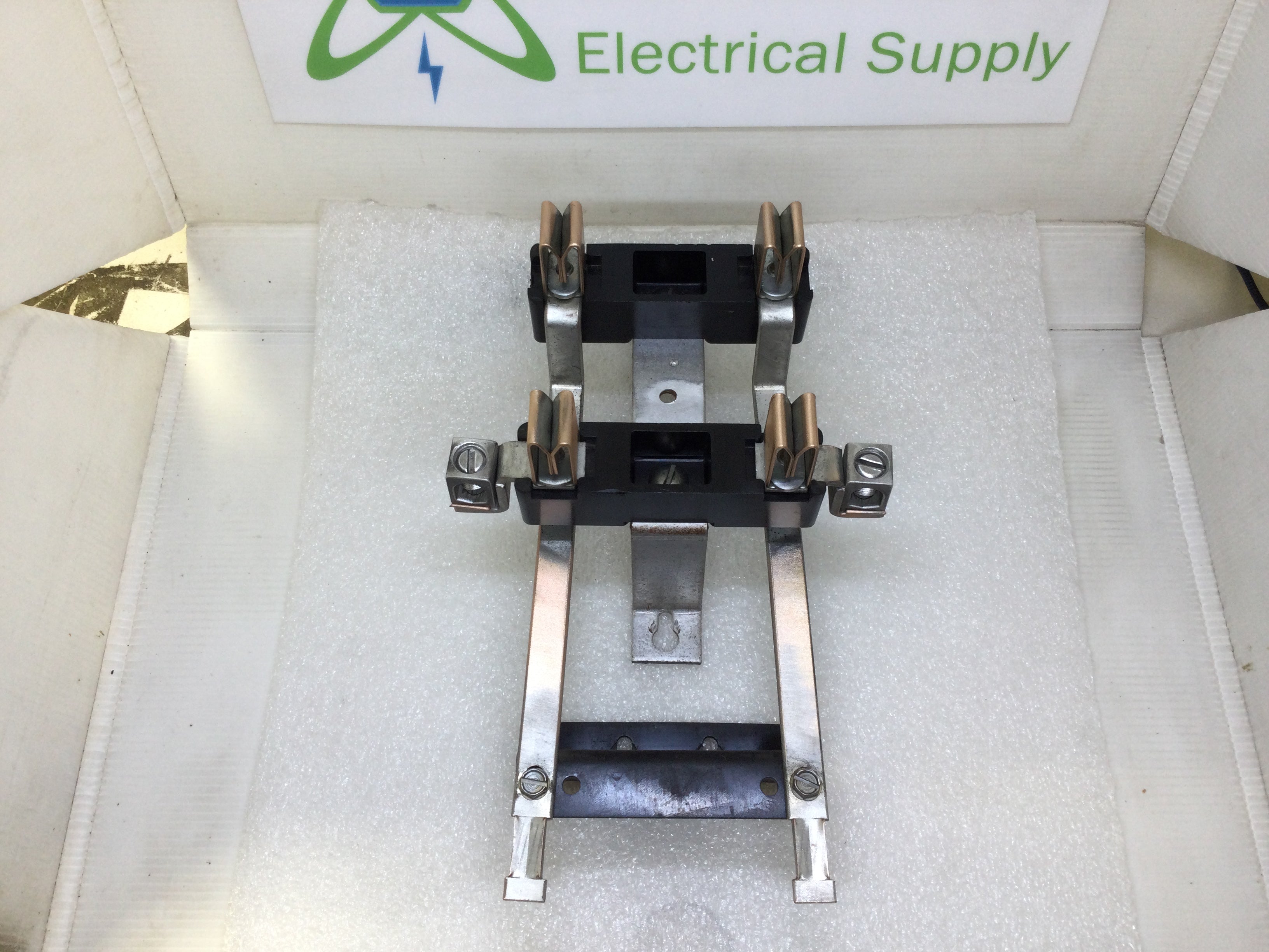 Zinsco GTE/Sylvania 125 Amp 120/240v Meter Socket