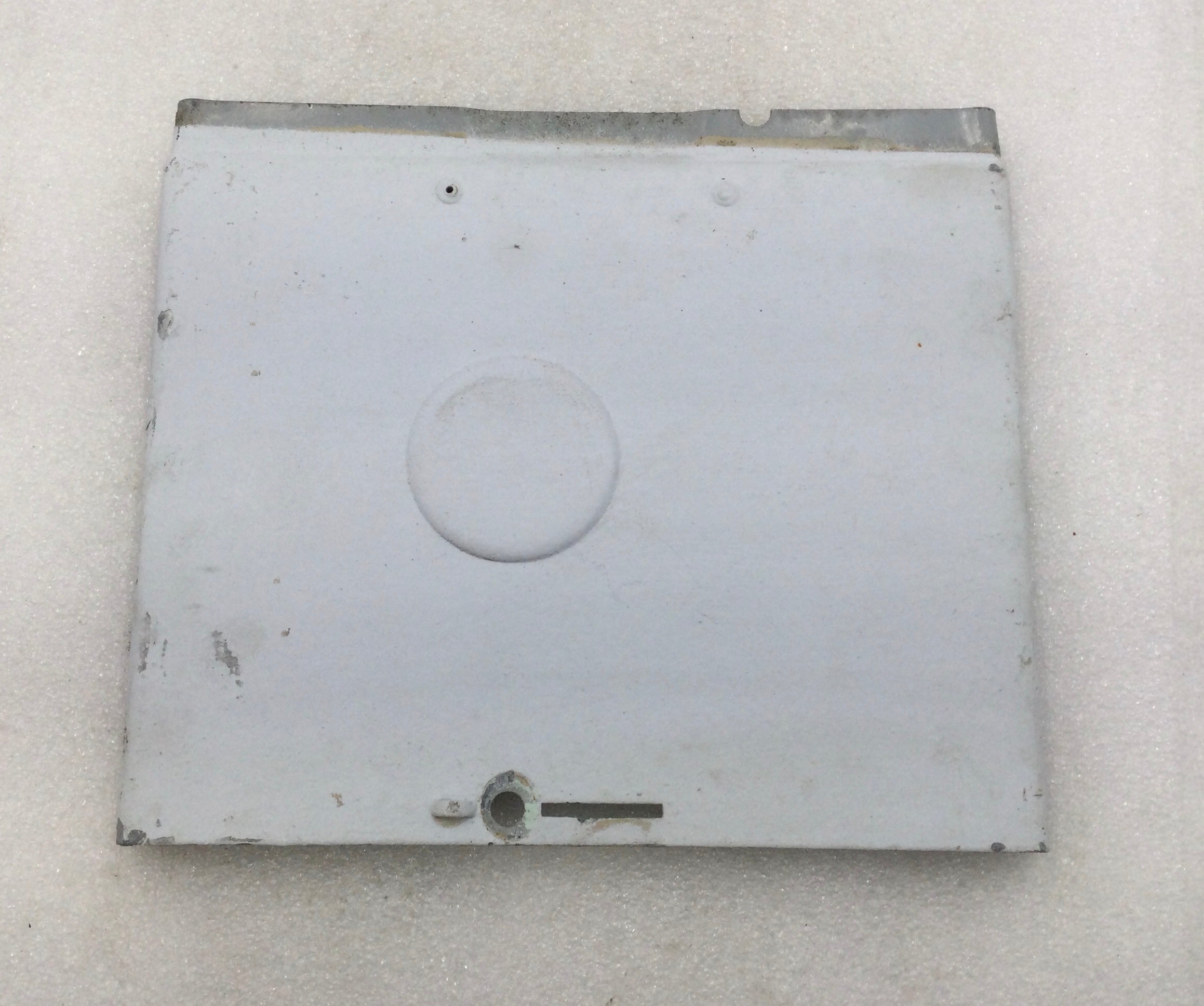 Siemens W44PAKU 7 1/4"x8 1/2"x3/4" Panelboard/Plate Cover Only