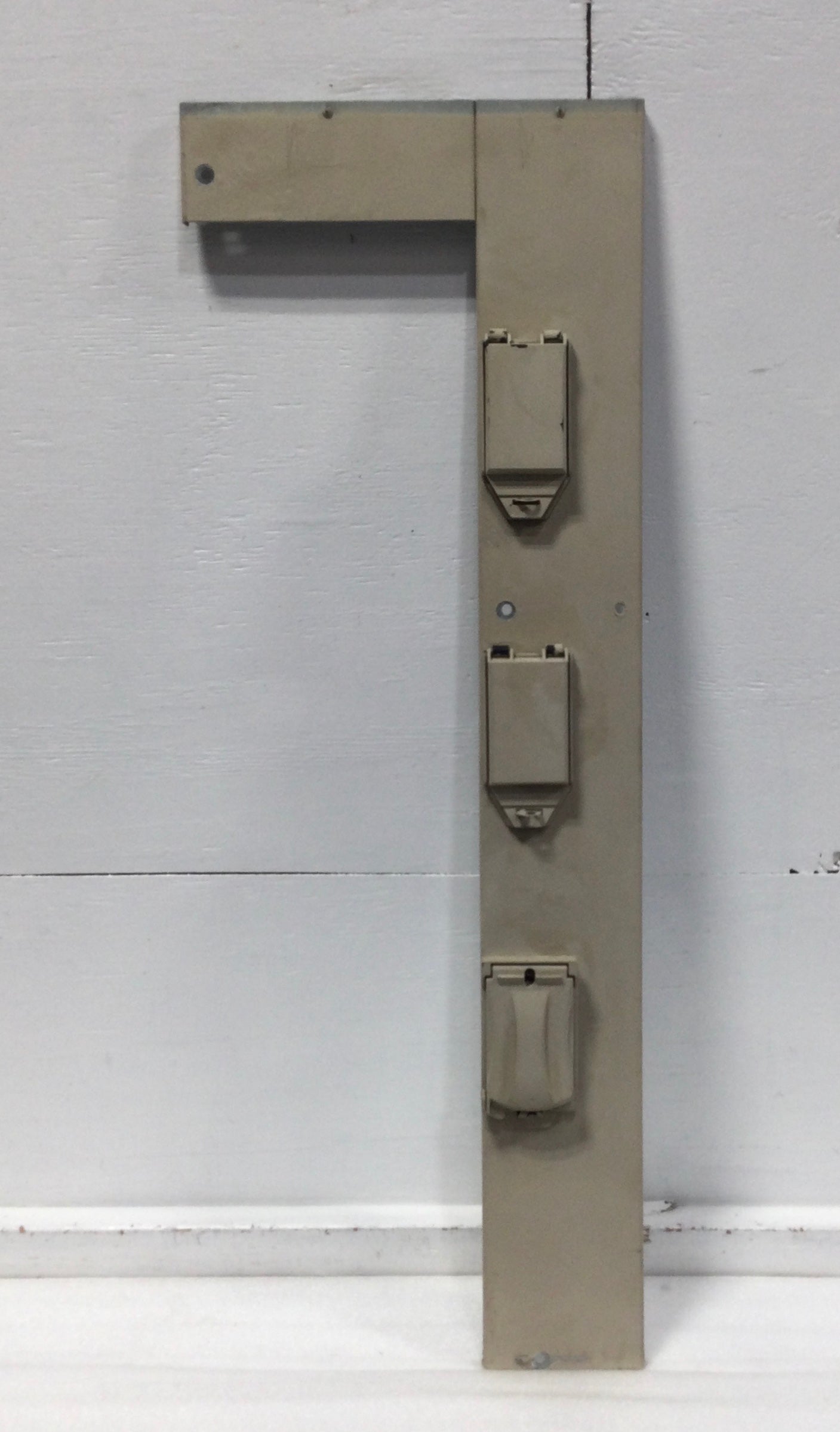 Siemens W46PAKU 37 1/4"x13 1/4"x3/4" Panelboard/Enclosure Cover Only