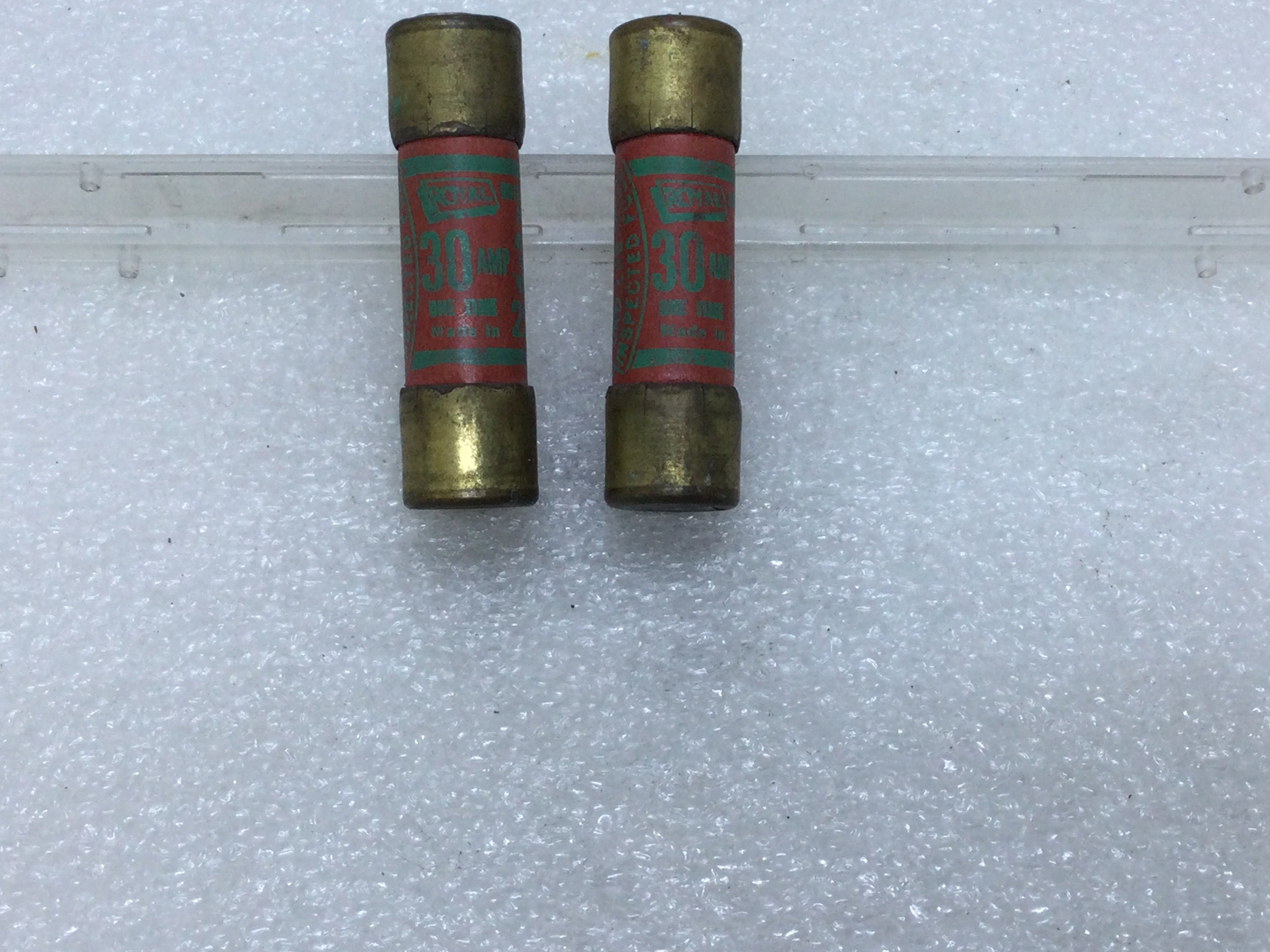 Royal Electric TP-74 30 Amp 250V or Less One Time Fuse