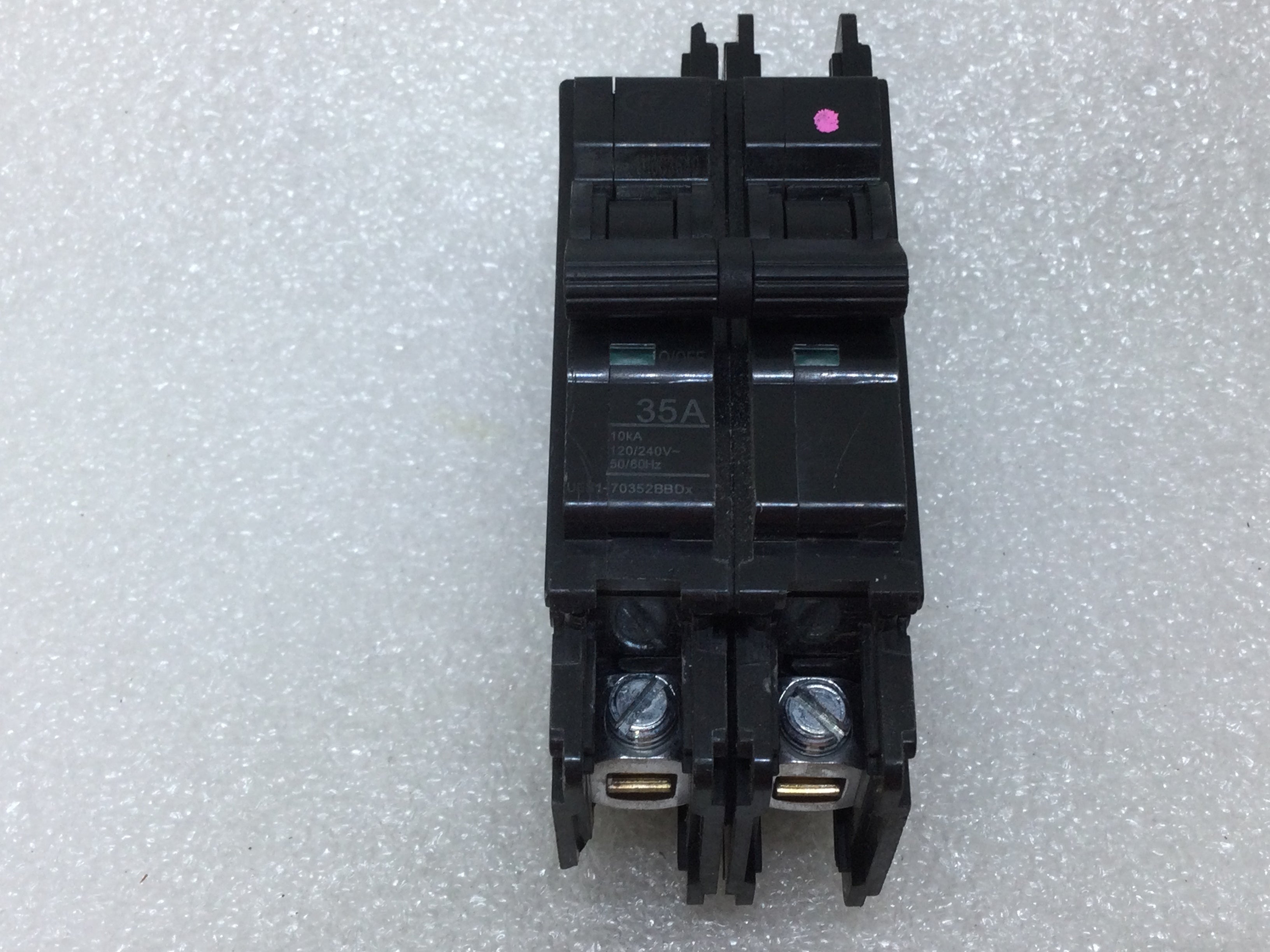 Zettler-Controls UEB1-70352BBDx 2 Pole 35A 120/240VAC Din-Rail Mount C
