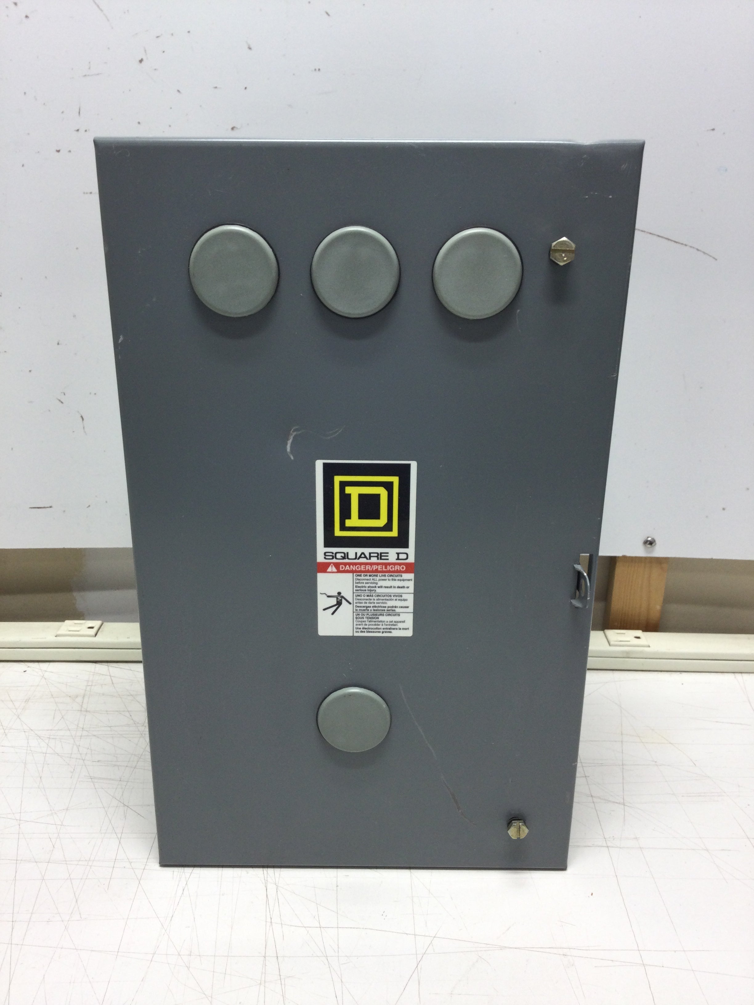 Square D 8903LH60V02 Lighting Contactor Nema 3R Enclosure Only 9" X 15