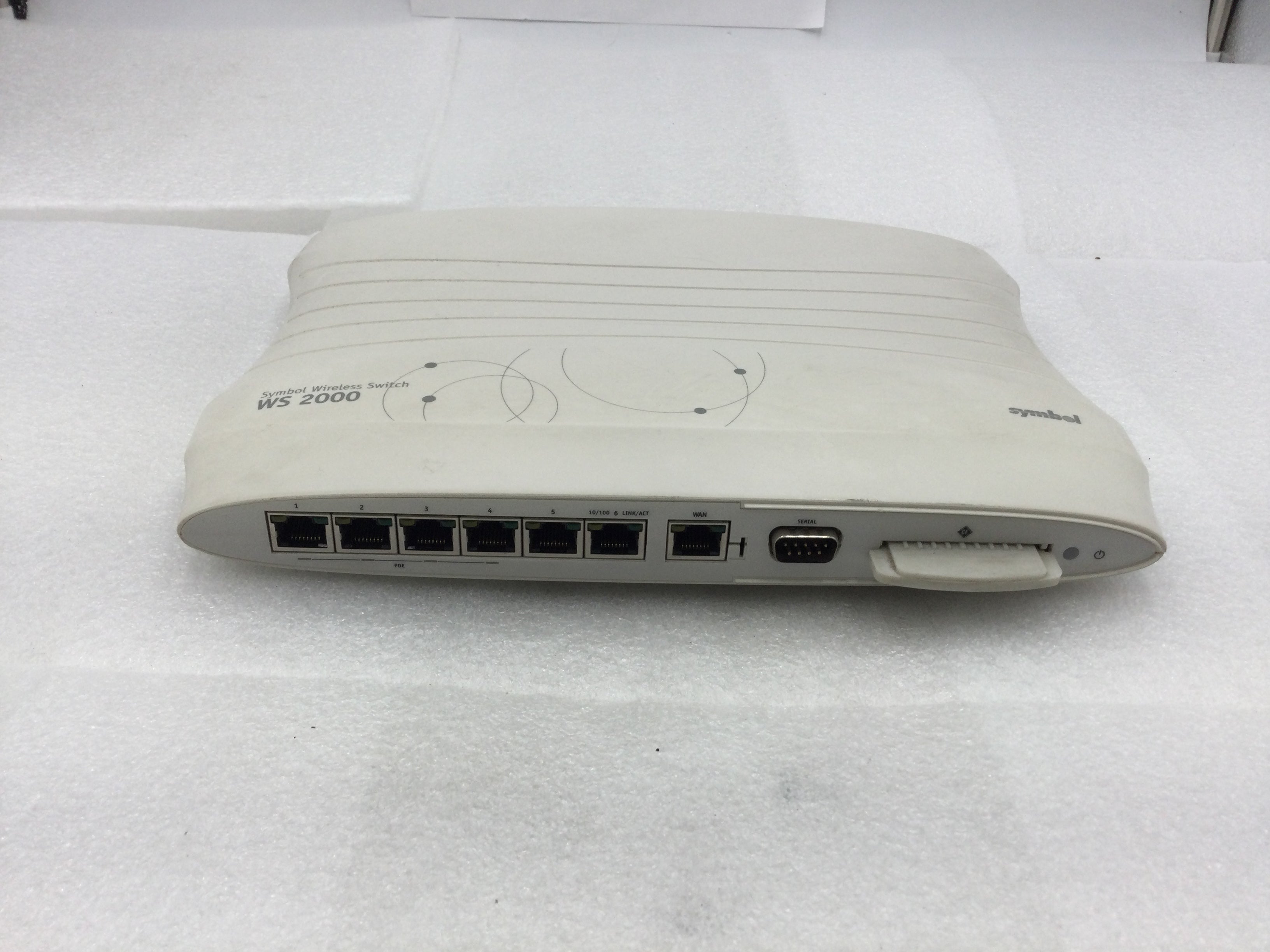 Motorola/Symbol WS-2000-SME-WWR Wireless Switch without AC Power Adapt