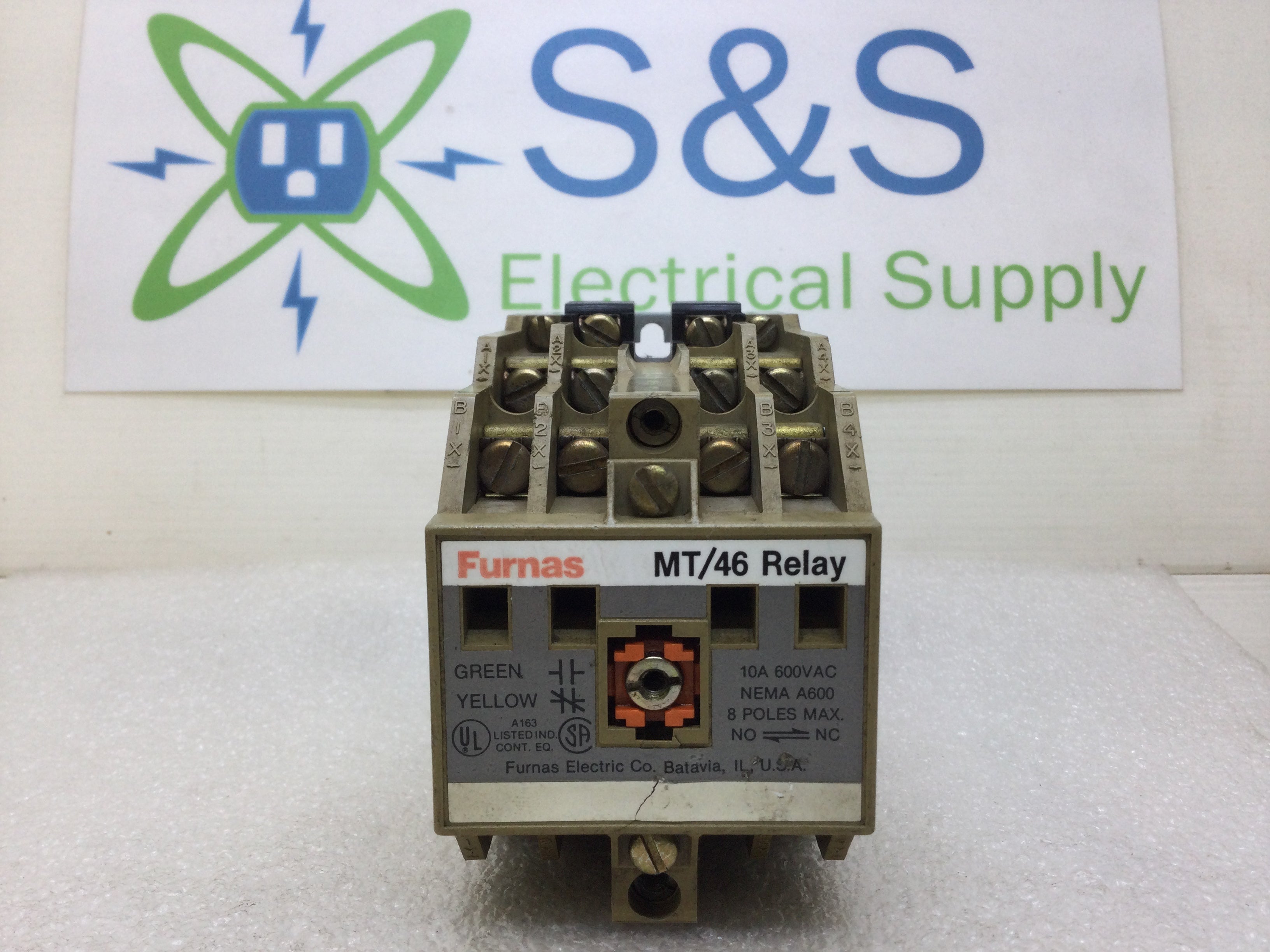 Furnas 46MT60F 10 Amp 8 Pole 12-600 VAC Machine Tool Relay with 46MTB2