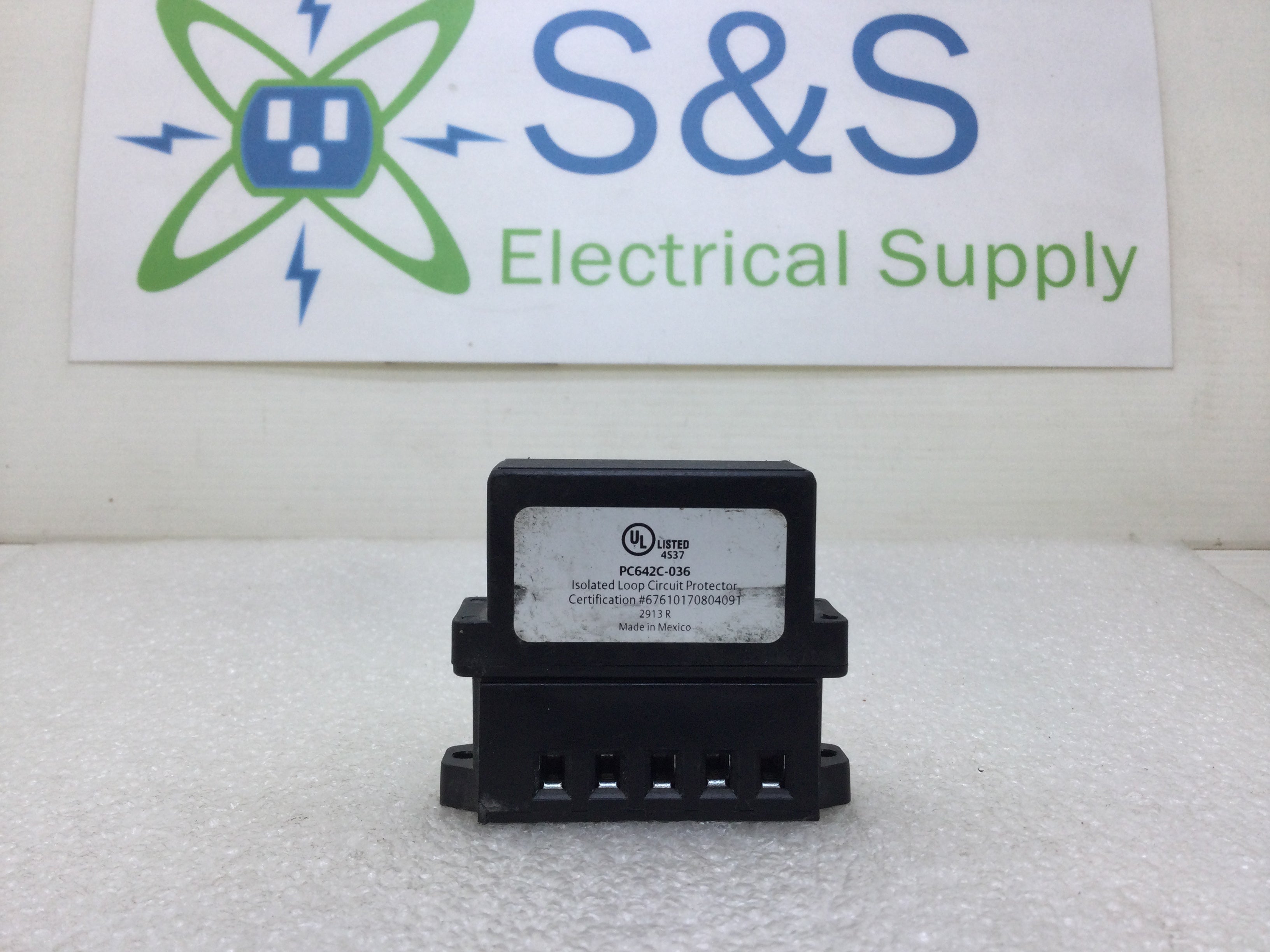 Edco PC642C-036 Isolated Loop Circuit Protector/Surge Suppressor with