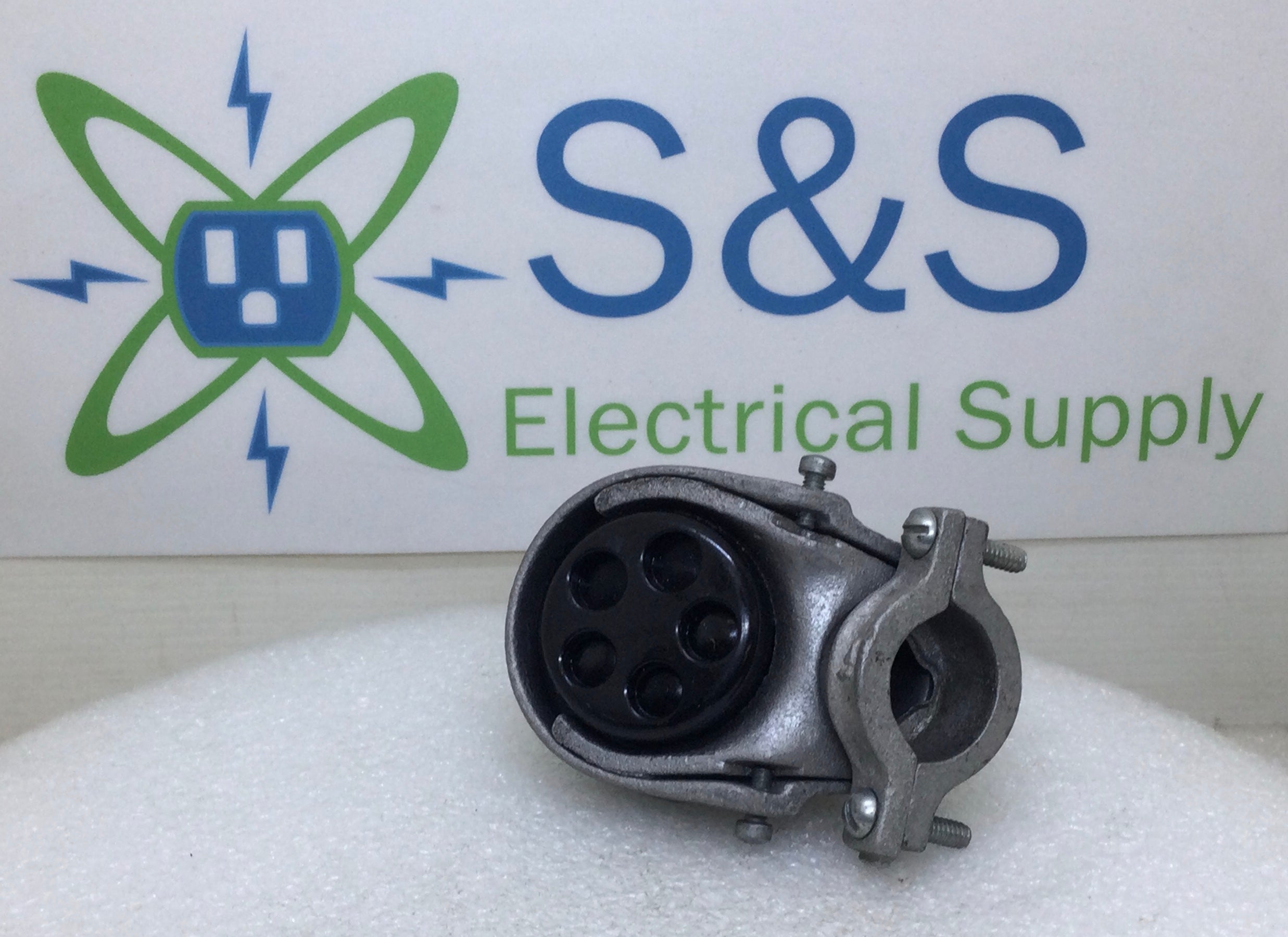 Madison Electrical L-801-CL 3/4" Service Head Entrance Cap/Connector