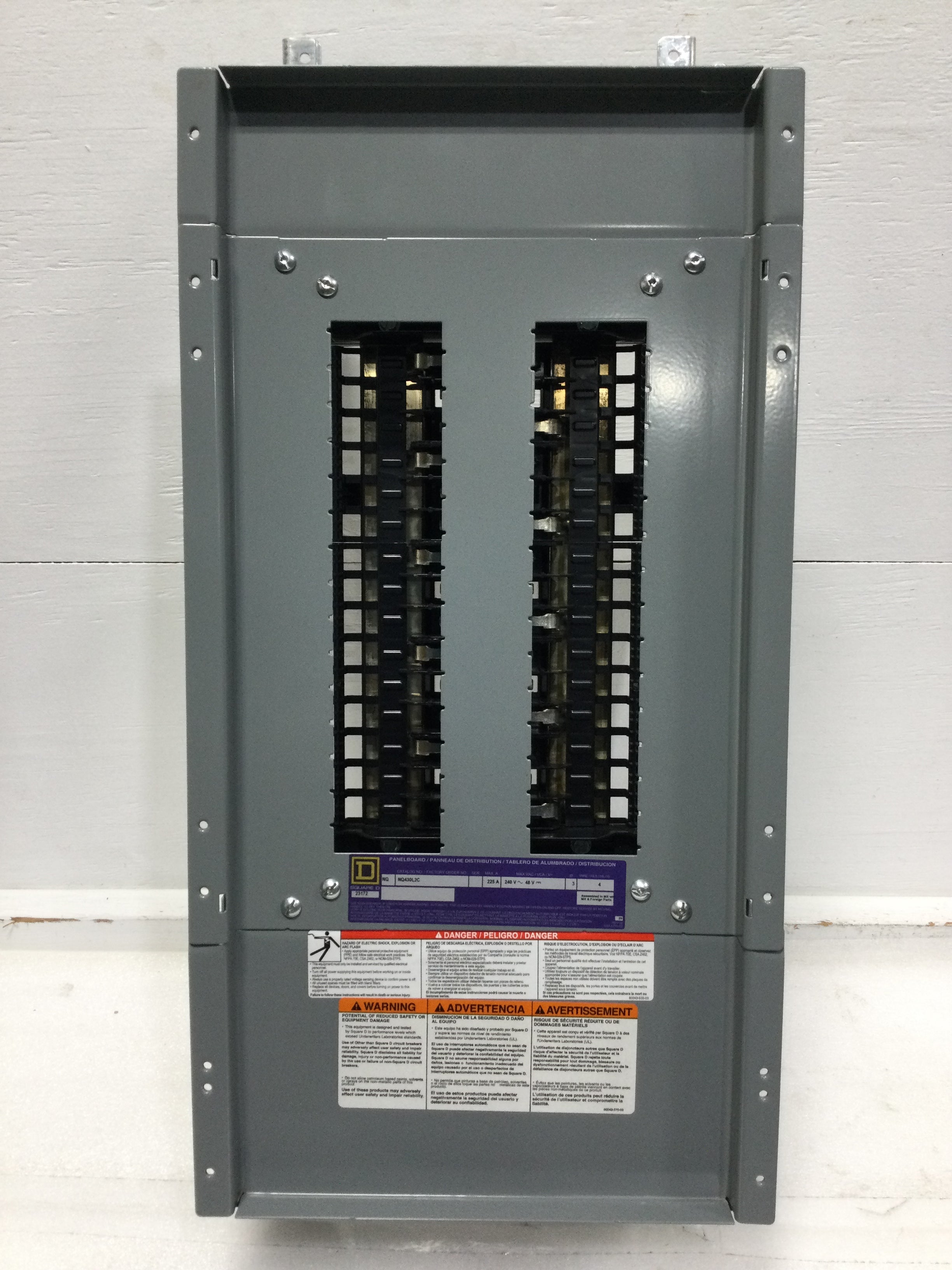 Square D NQ430L2C 225 Amp 30 Space 240V Interior Panelboard 27 3/4" x