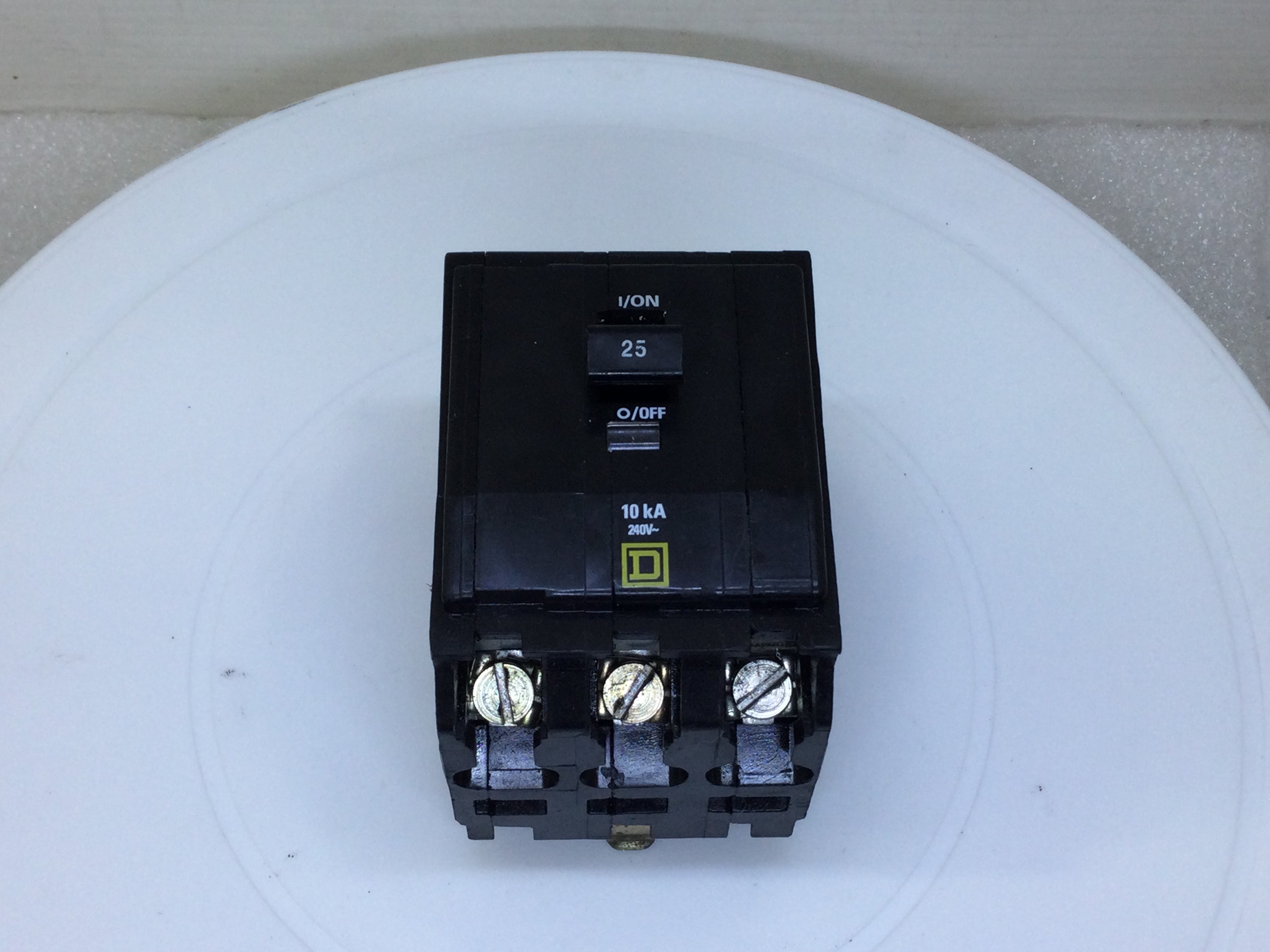 Square D QOB325 25 Amp 3 Pole 240V Bolt-On Circuit Breaker