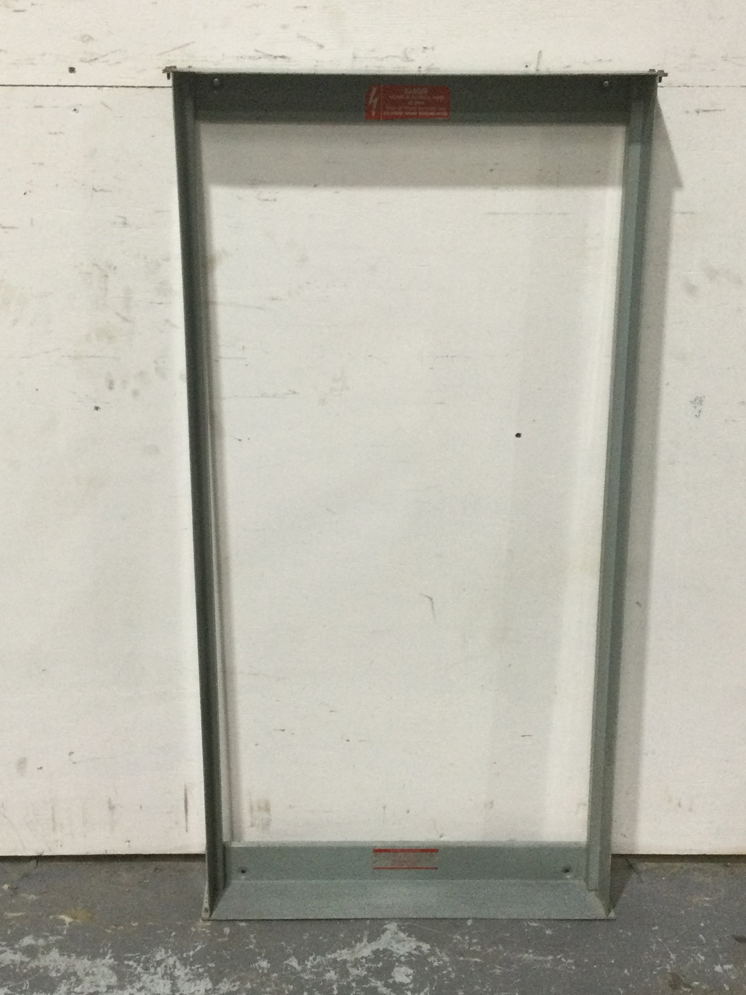 GE General Electric 600 Amp 277/480V 3 Phase 4 Wire Type CCB Metal Fra