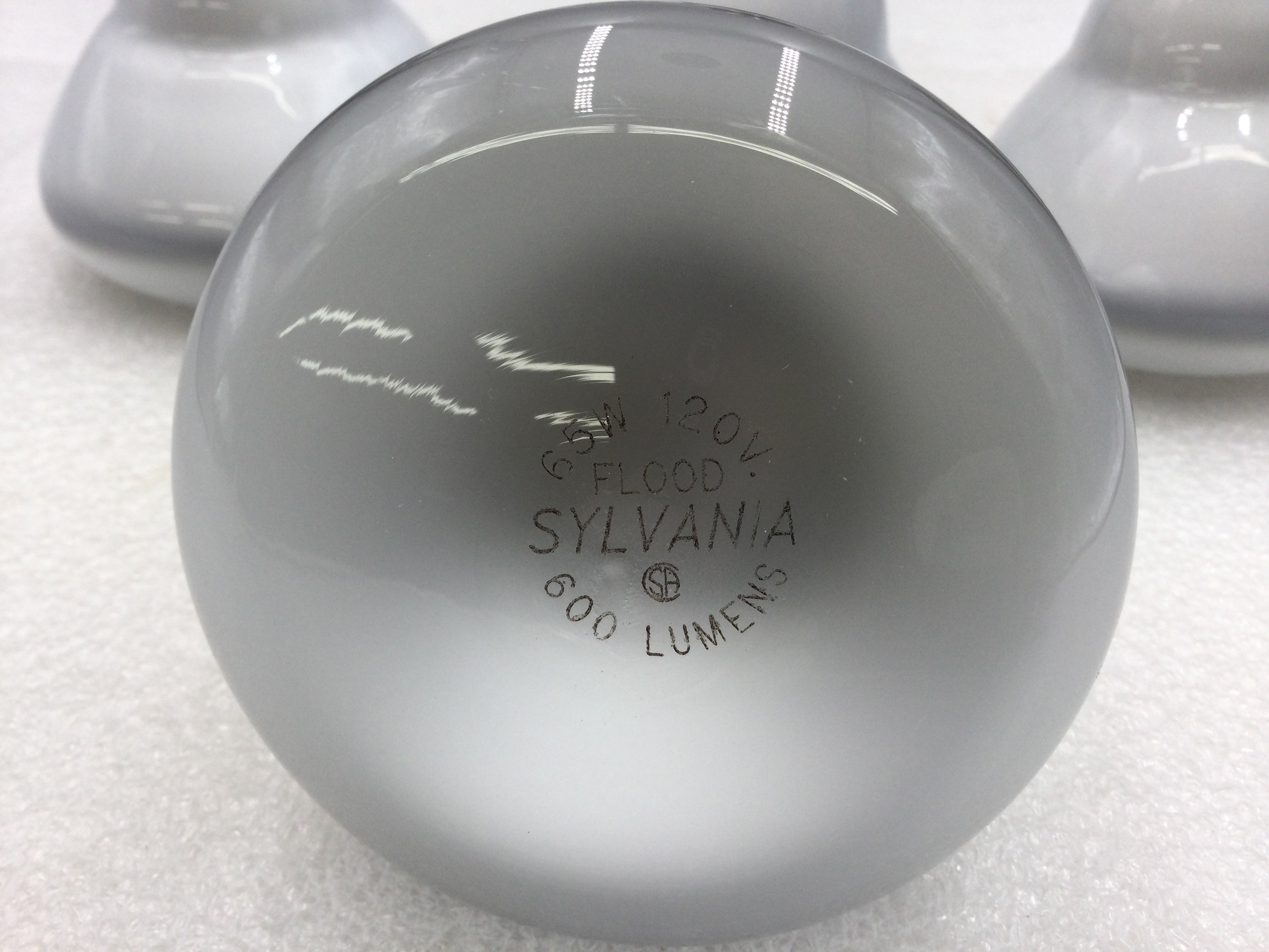 Sylvania 65 Watt 120V 600 Lumens Flood Lamp Bulb