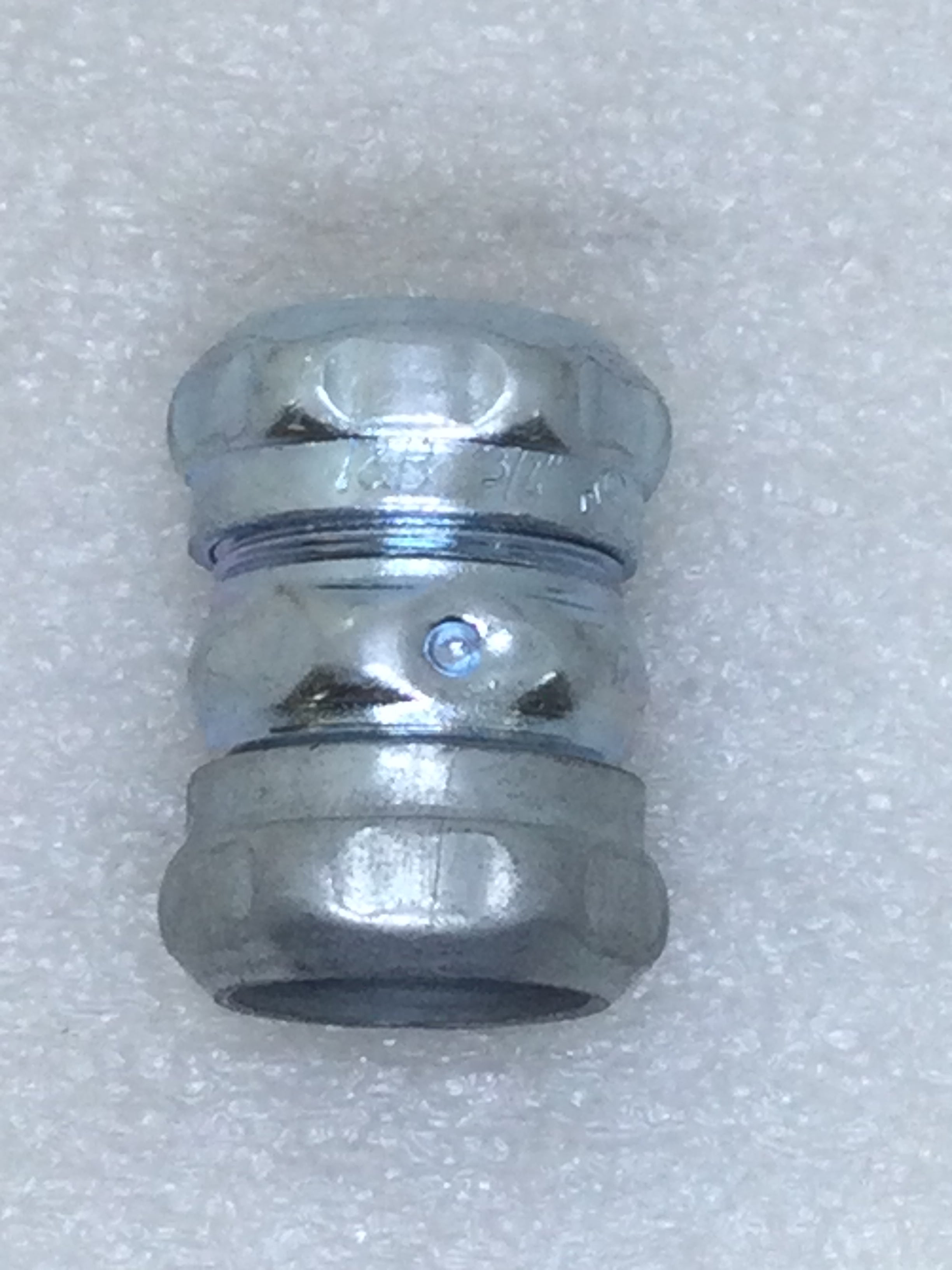 Thomas & Betts 3/4" EMT Compression Coupling