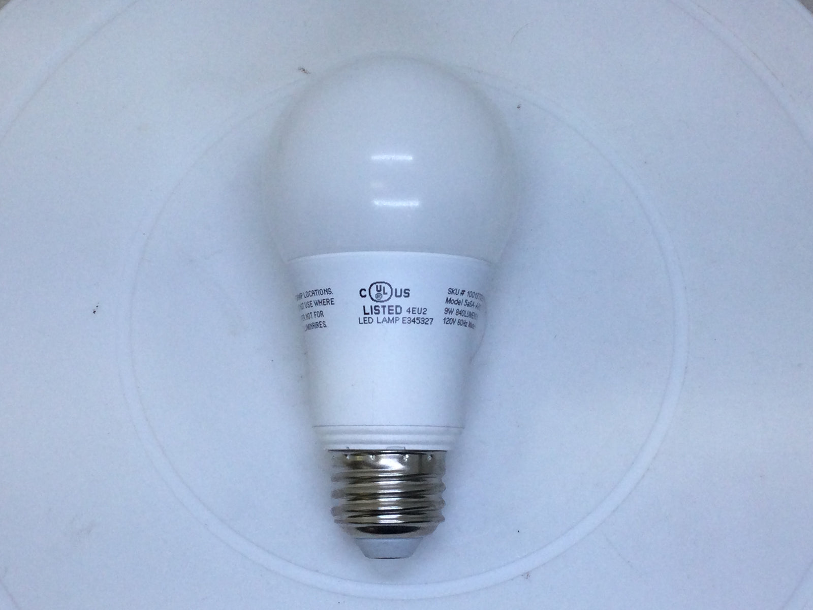 Ecosmart E345327 9 Watt 120V 60Hz LED Light Bulb