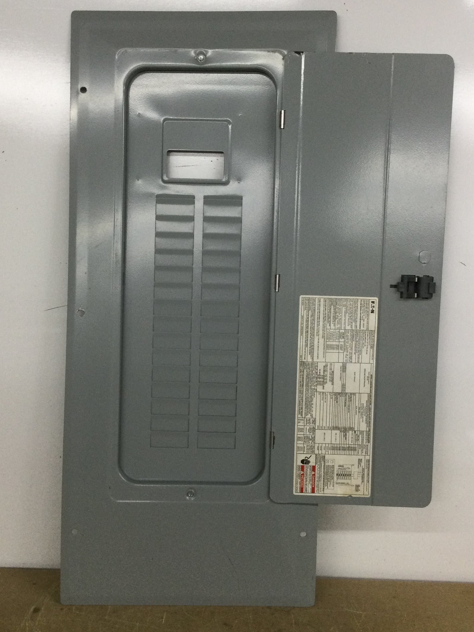 Challenger Eaton Powermaster Panel Cover Only w/Main 30 Space 200 Amp