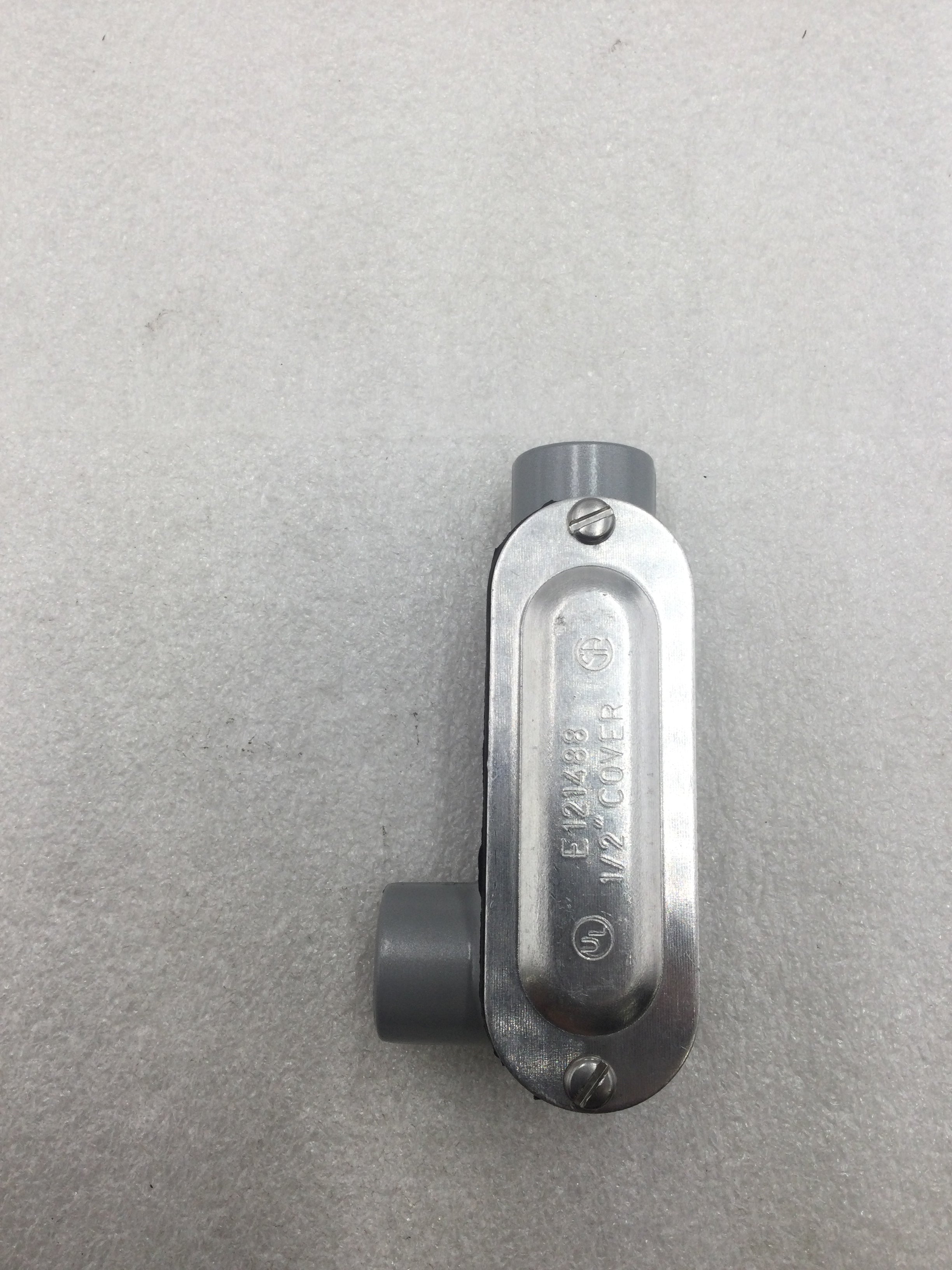 Eaton/Crouse-Hinds LL15-CGN 1/2" LL Conduit Body with Cover and Neopre