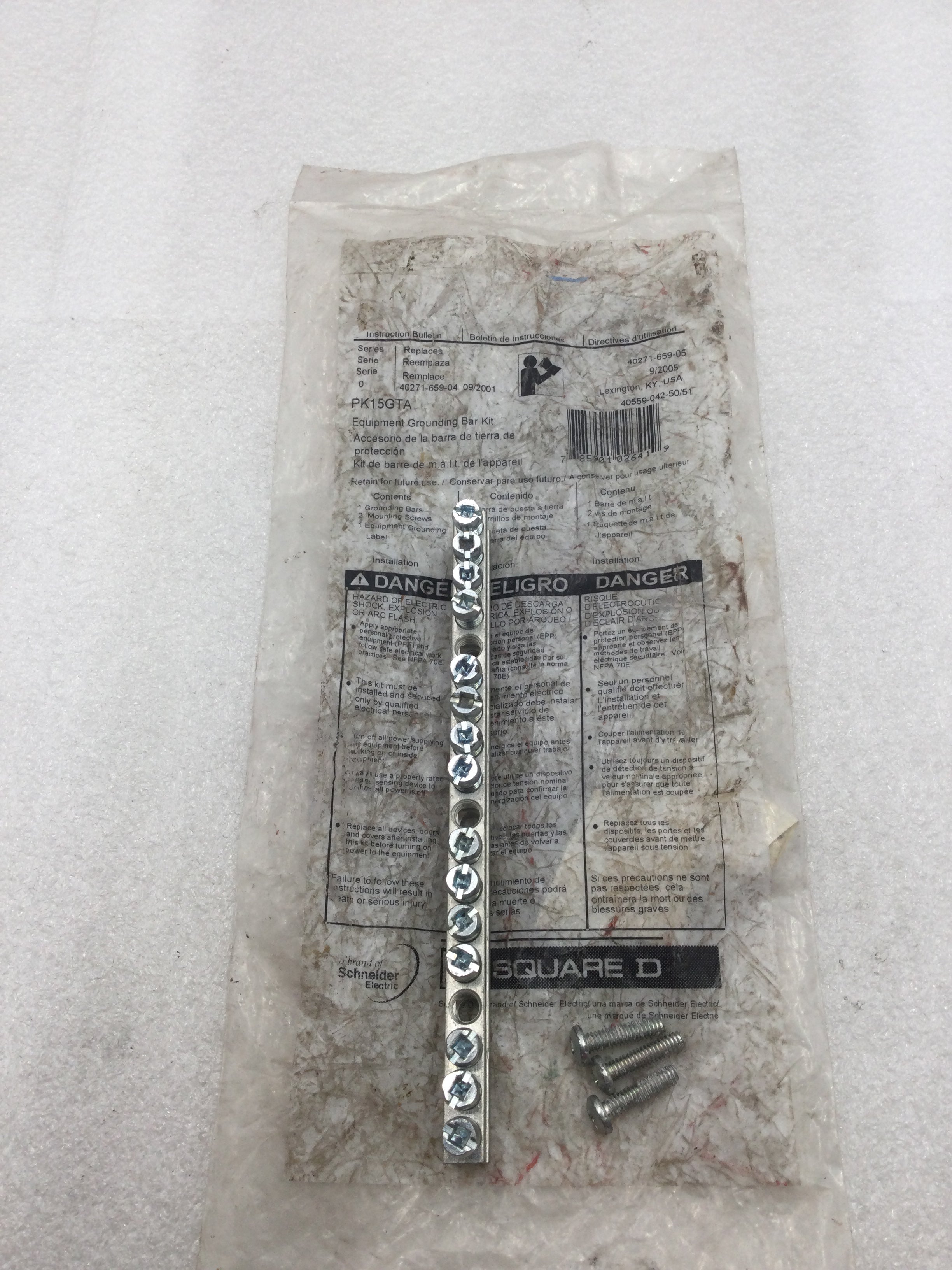 Square D PK15GTA 18 Position 4-14 AWG Grounding Bar 5 5/8" x 1/2"