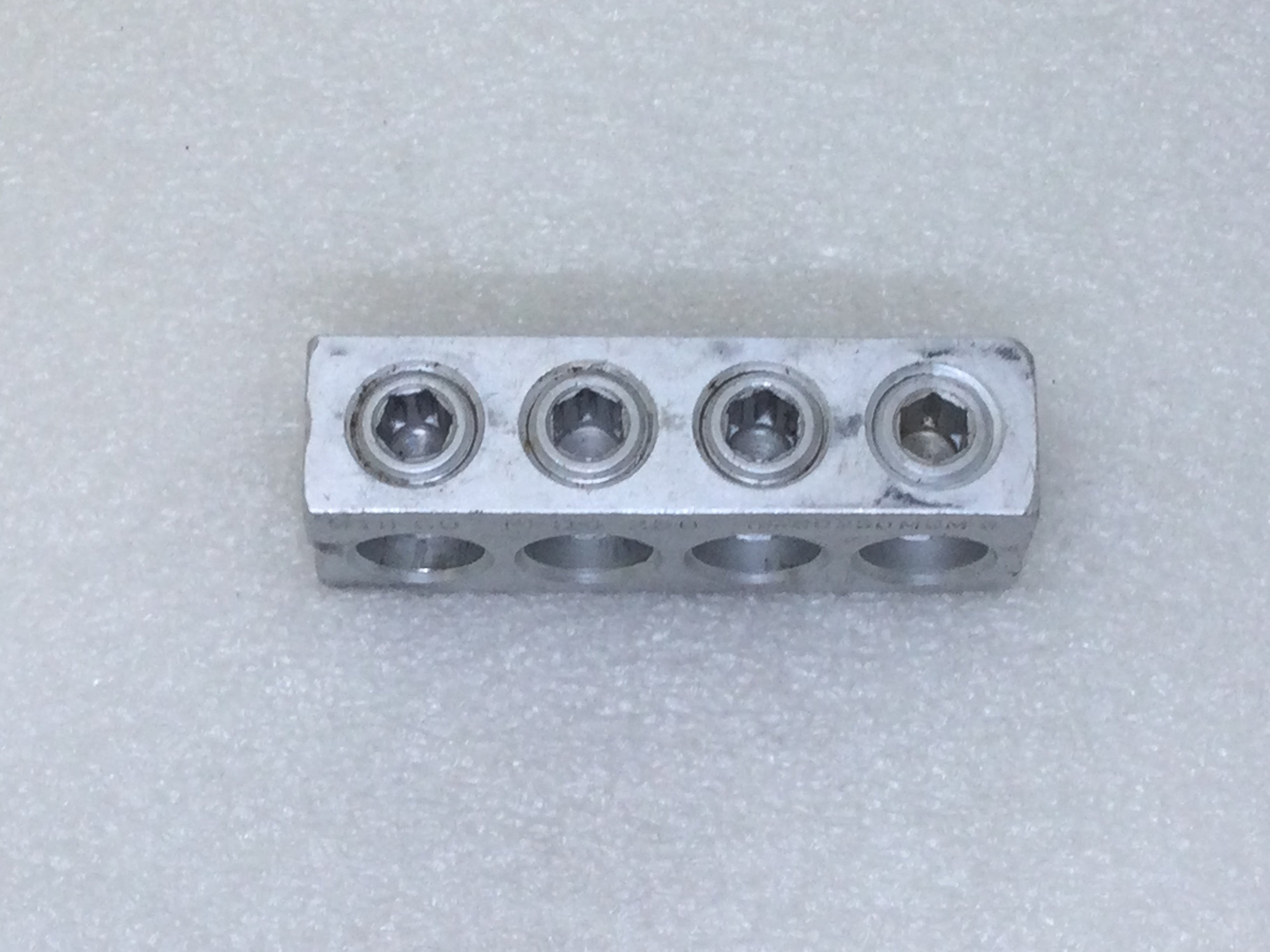 Utilco PED4-250 Multi-Tap 4 Port Connector for up to 250MCM Cable