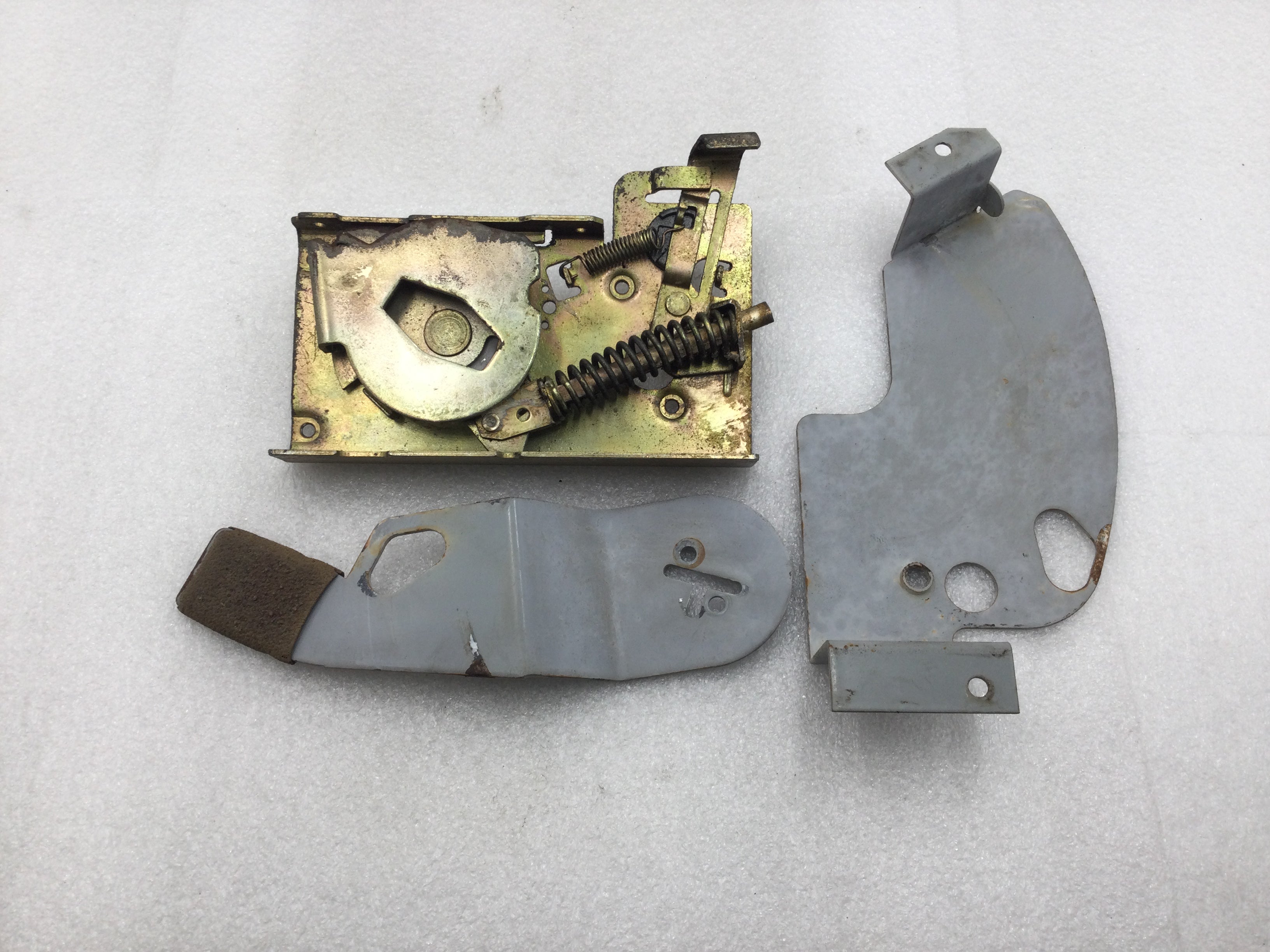 Siemens GNF323R 100 Amp 240V 3 Phase Safety Switch On/Off Handle Assem