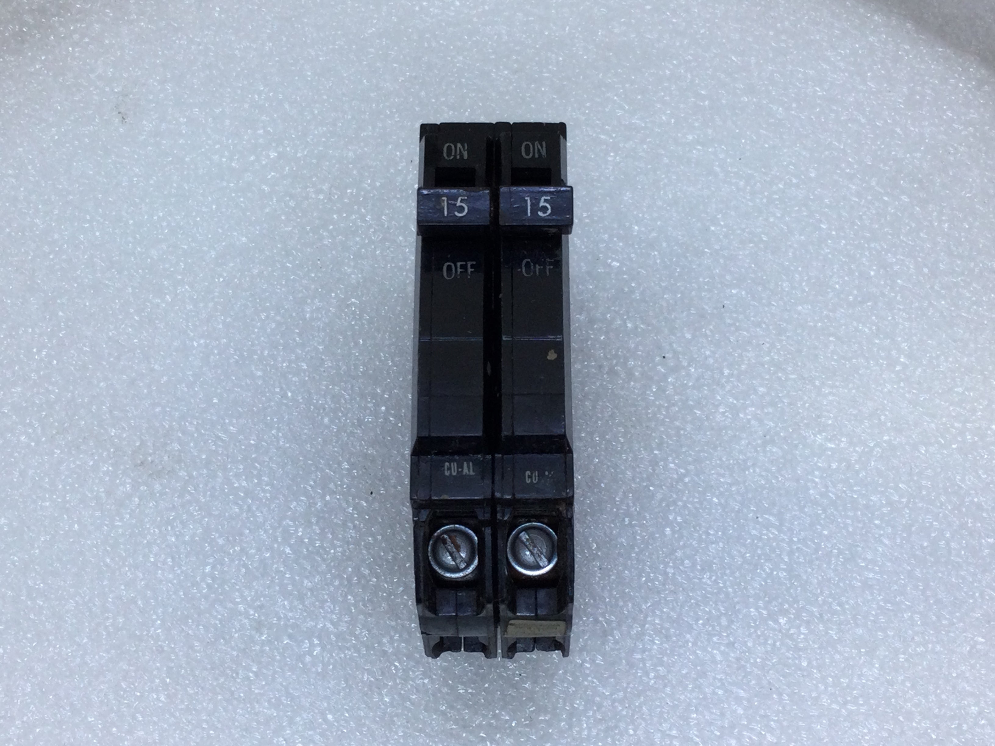 GE/General Electric THQP215 15 Amp 2 Pole 120/240V Breaker - Cosmetic