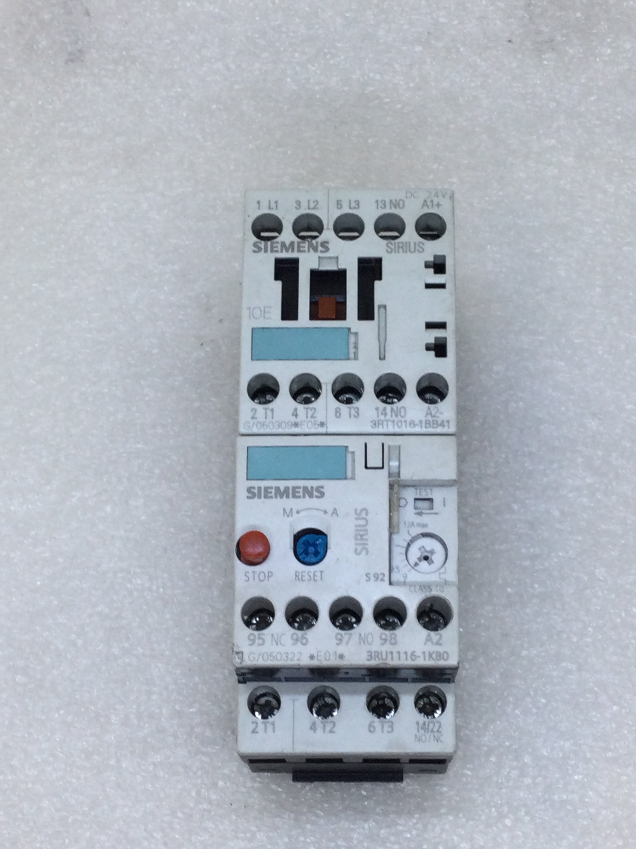 Siemens 3RT1016-1BB41 20 Amp 3 Pole 230-690 VAC 3-7.5 HP Contactor wit