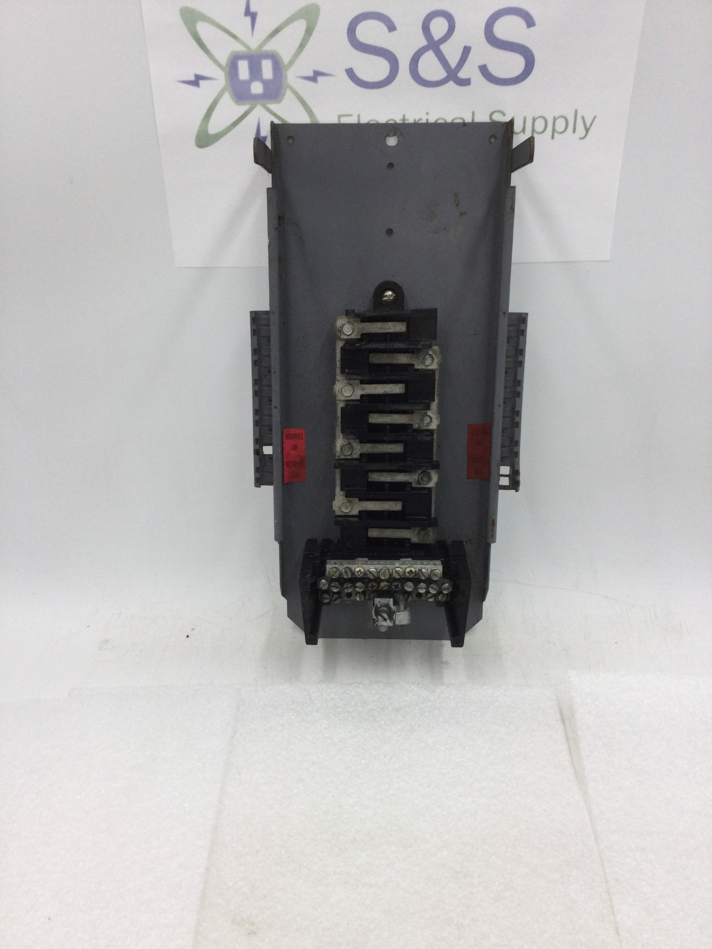 Square D QON-12M 100 Amp 16 Space Main Load Center Guts Only 7" X 13.5
