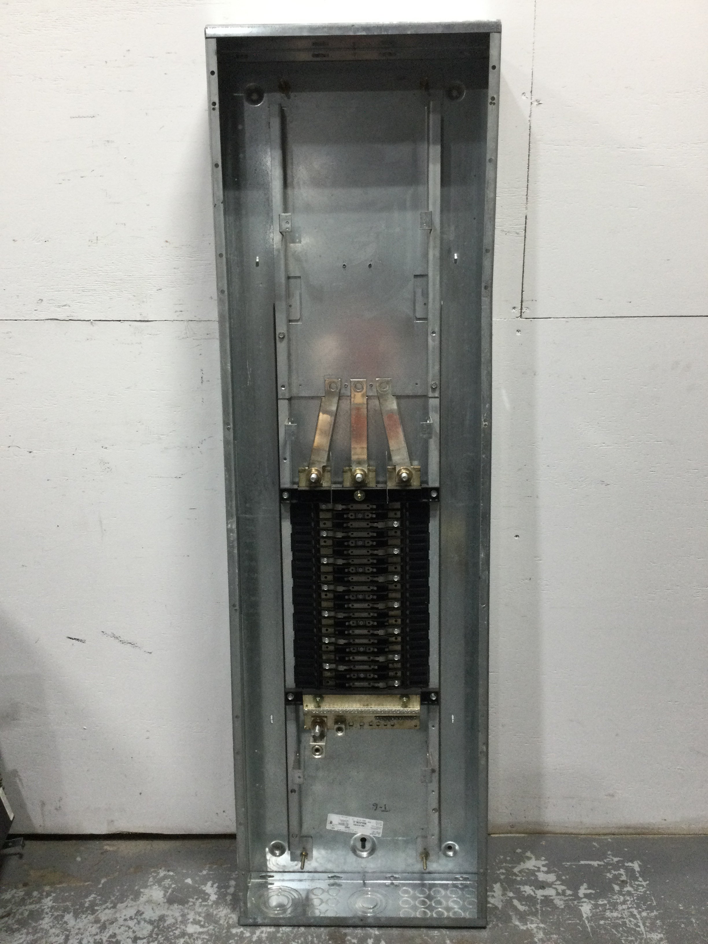 Square D NQOD 400A 42 Space 3PH 4W 240V Main Breaker NQOD Panelboard