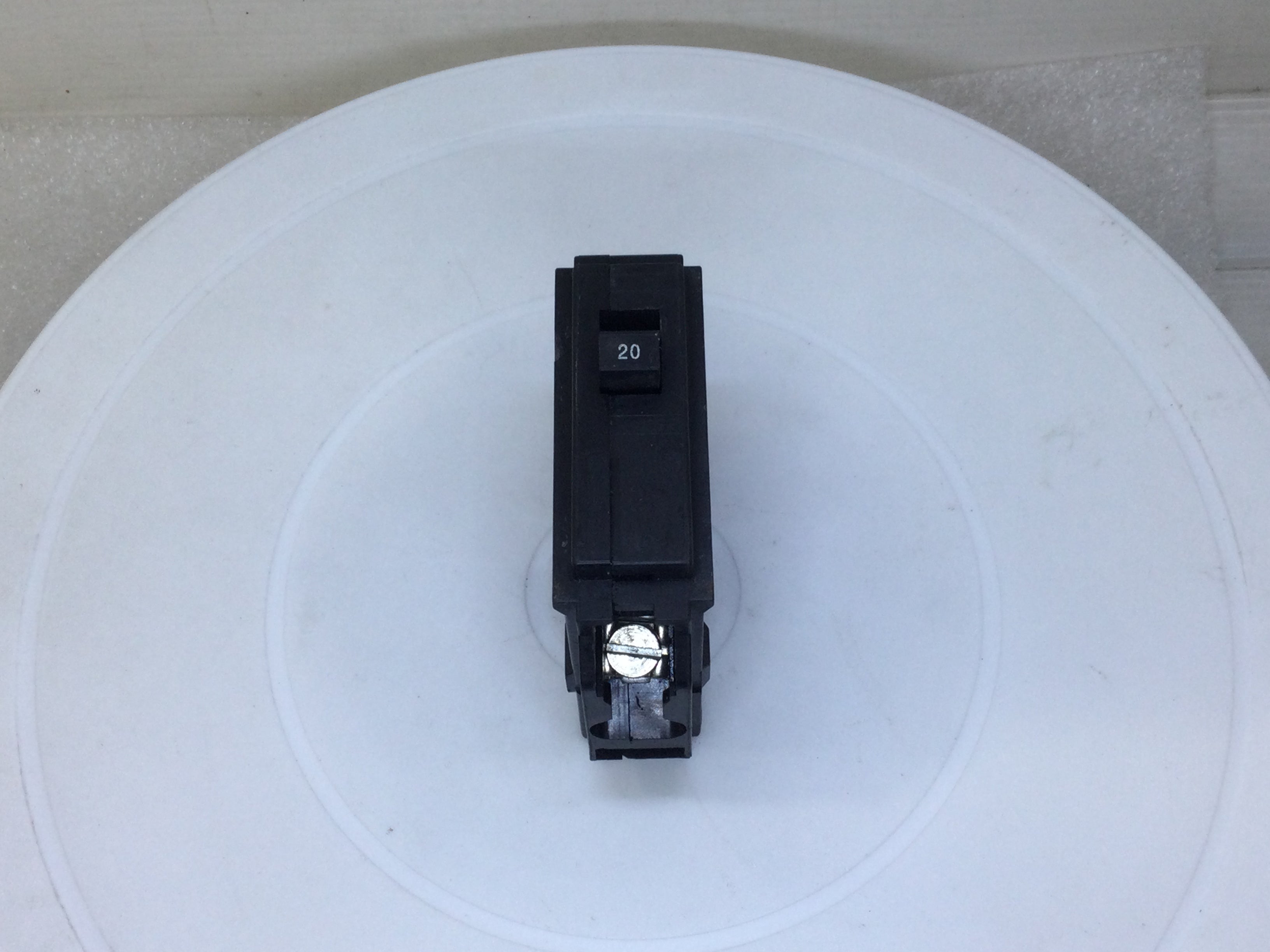 Square D HOM120 20 Amp 1 Pole 120/240V Type HOM Circuit Breaker - Blac