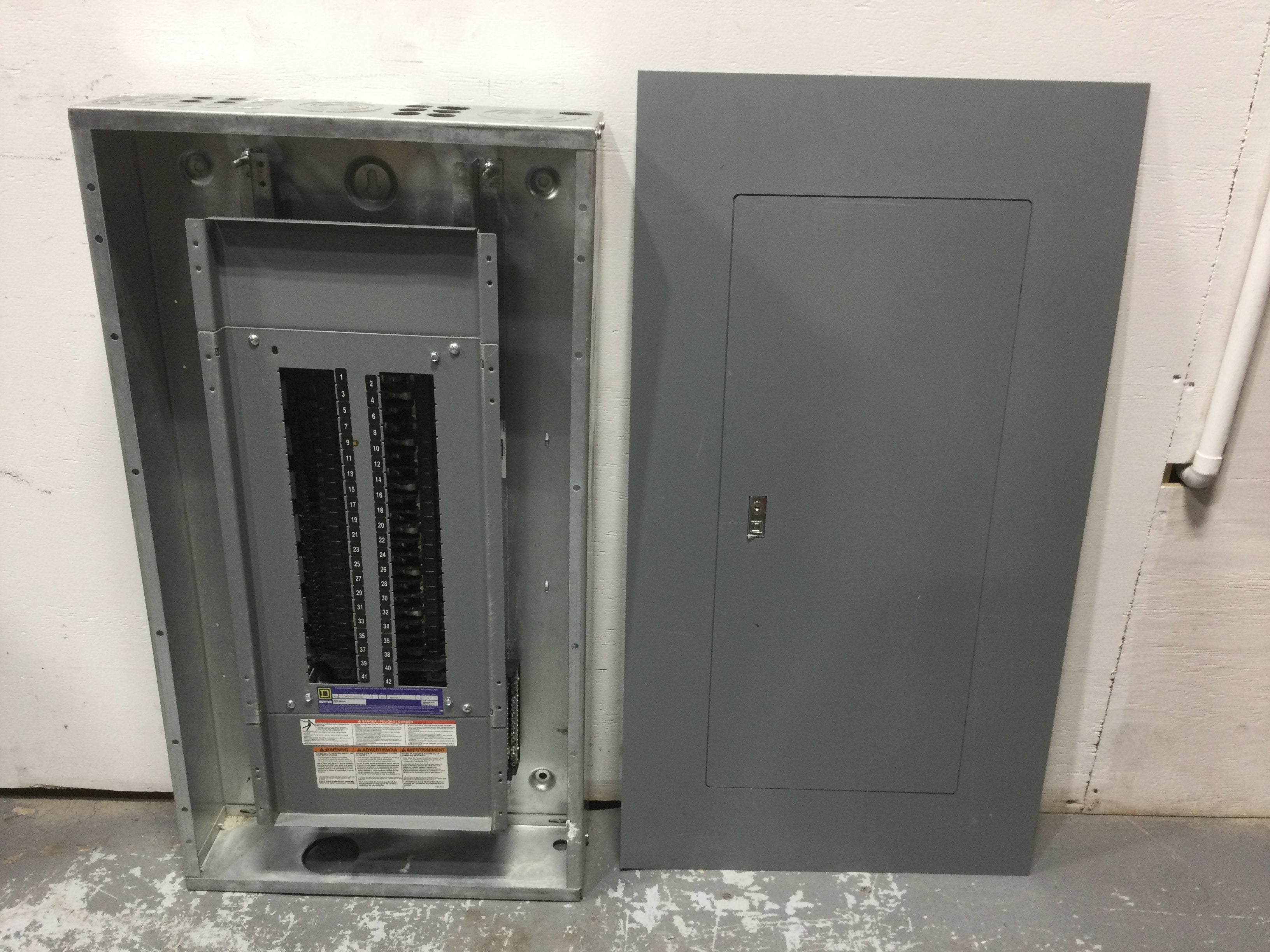 Square D Type NQ 225 Amp MLO 3 Phase 4 Wire 208Y/120V NQ enclosure cov