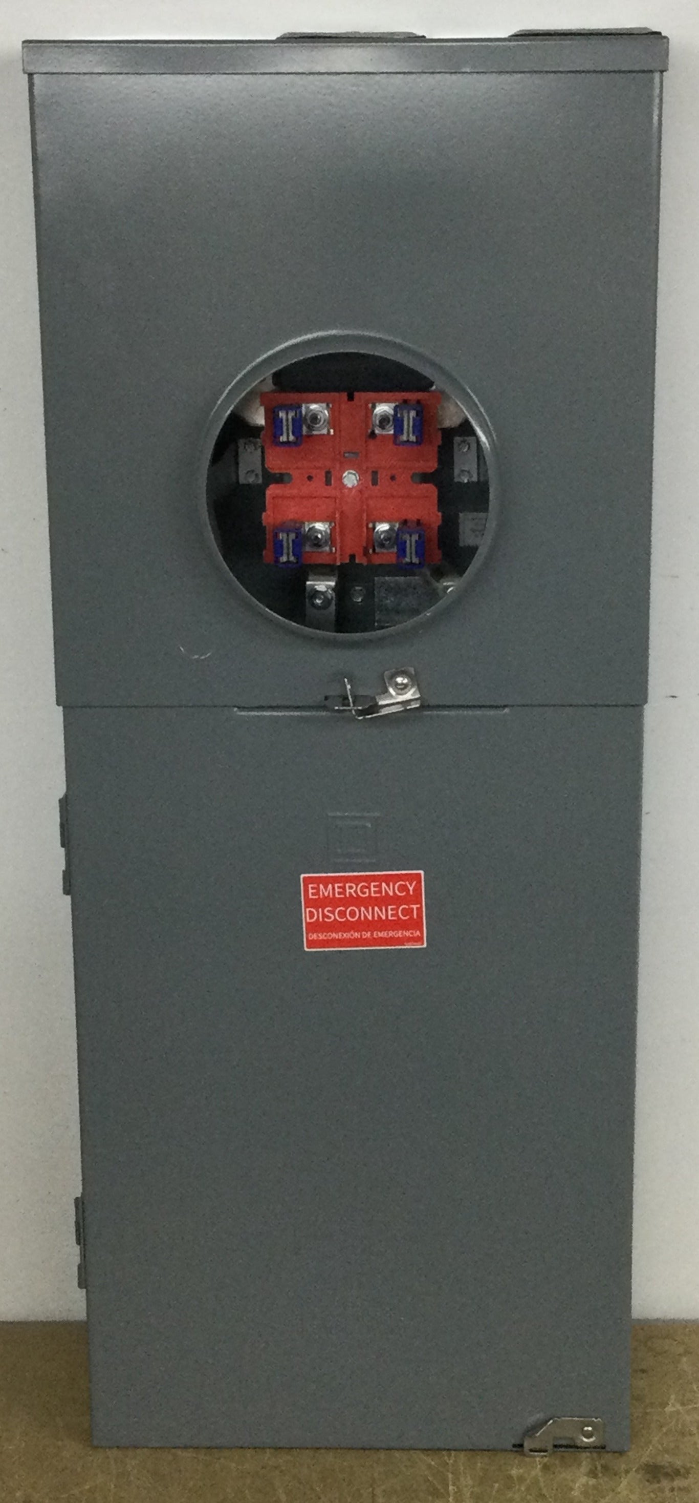 Square D Meter Main RC816F200C 200 Amp 120/240V 1 Phase 3 Wire Type 3R