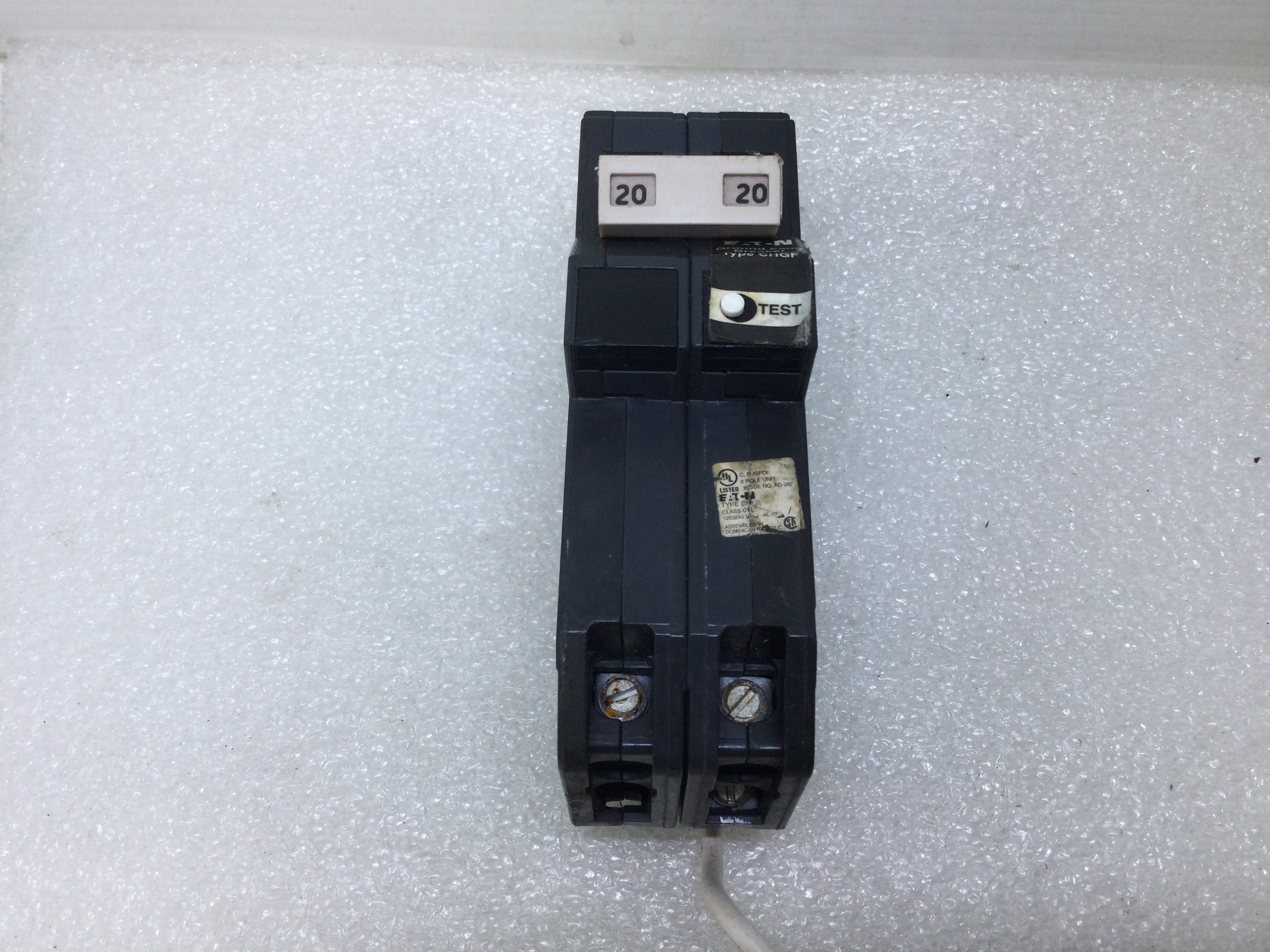 Eaton Cutler Hammer CH220GFT 20 Amp 120/240V 2 Pole Circuit Breaker