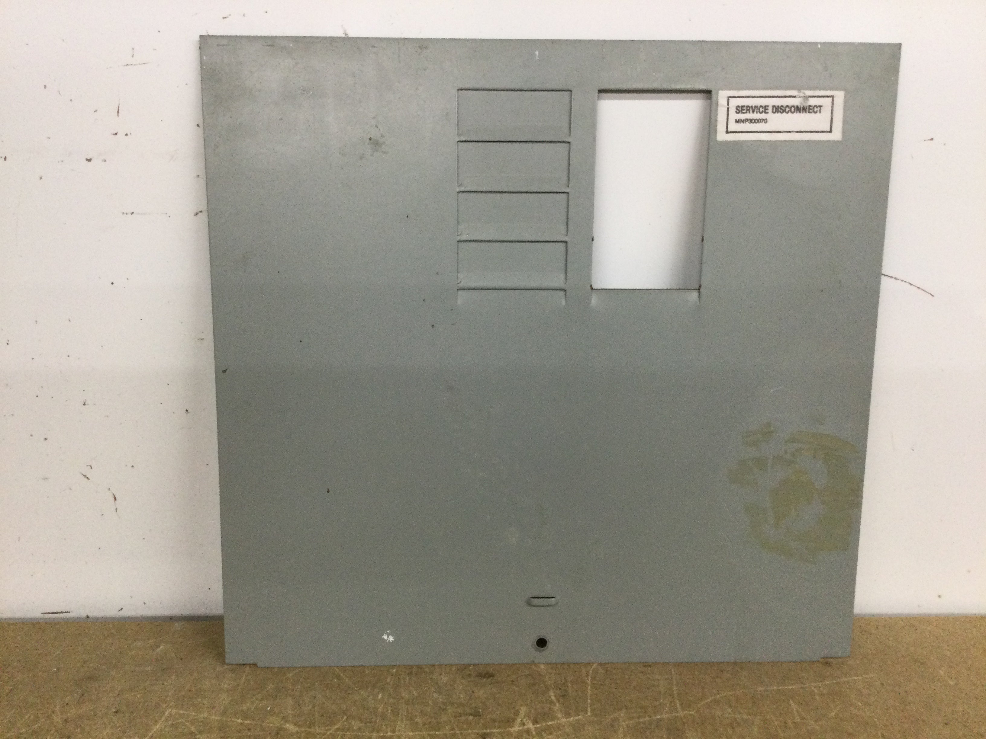 General Electric TM415RMS 8 Space Dead Front Only 150 Amp 120/240V 13