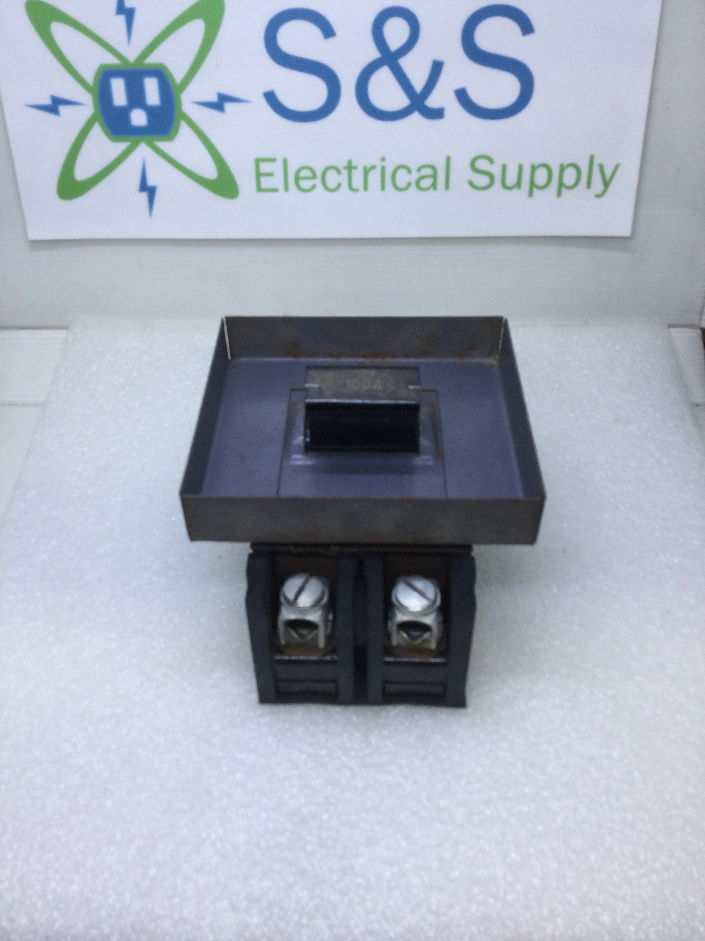 Square D 100 Amp Main Breaker for QON-20M 100 Amp Load Center w/Mounti