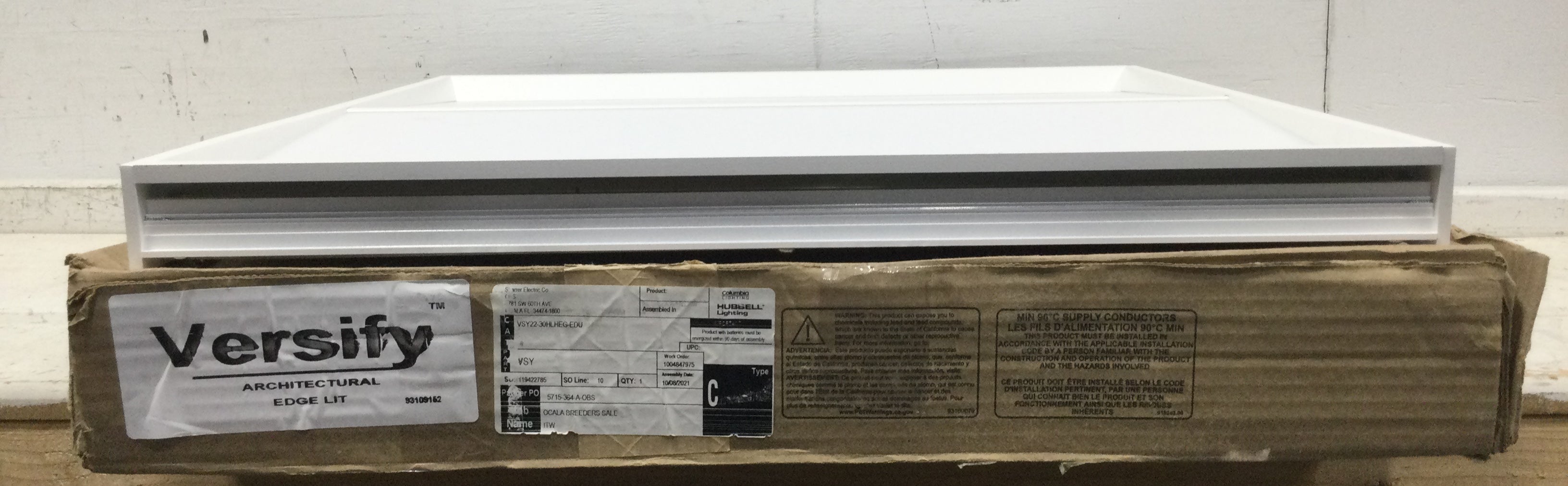 Hubbell Lighting Versify VSY22-30HLHEG-EDU 2'X2' Edge-Lit Troffer LED