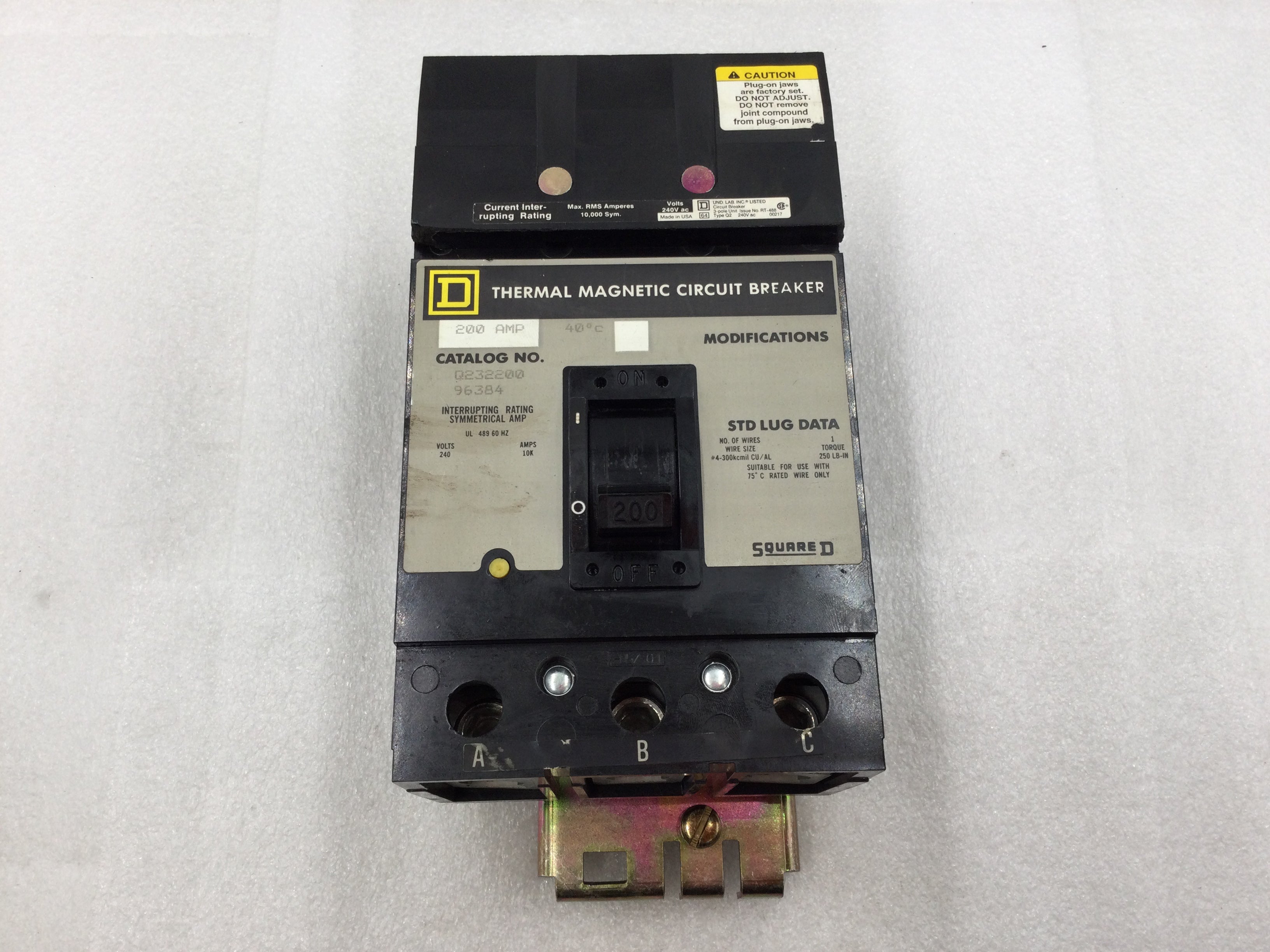 Square D Q2-32200 200 Amp 3 Pole 240V Type Q2 Circuit Breaker - Gray L