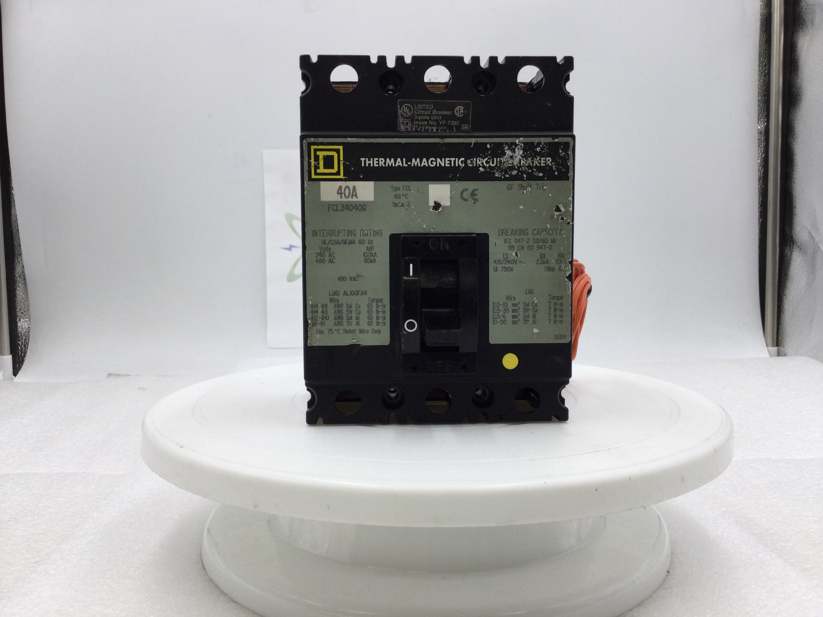 Square D FCL34040G FCL Series 40 Amp 3 Pole 480 VAC Circuit Breaker wi