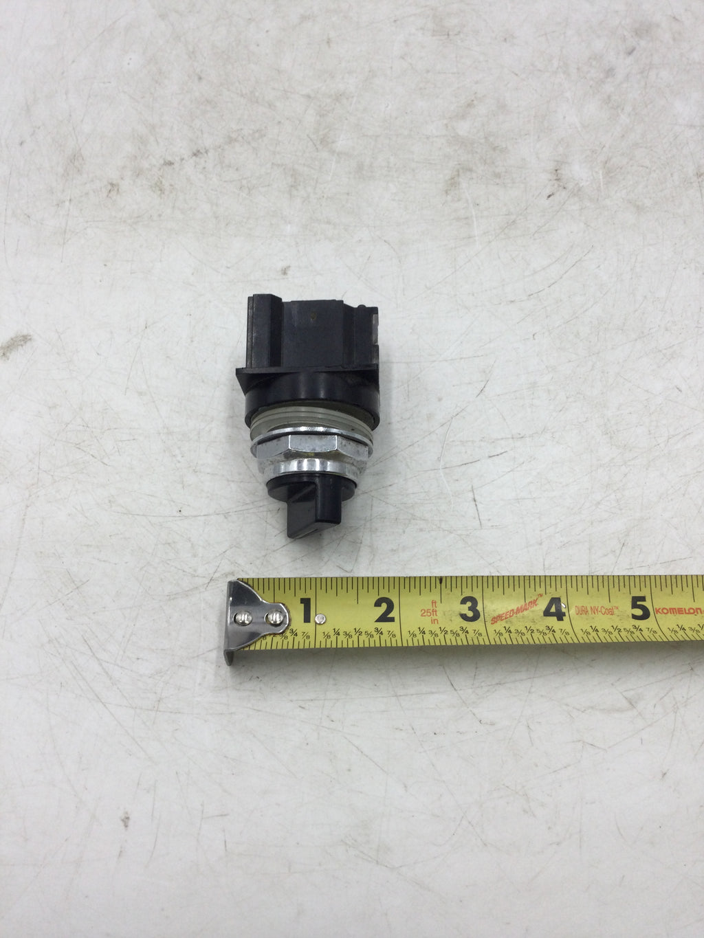 General Electric CR104P Series 3 Position Selector Switch Operator Hea