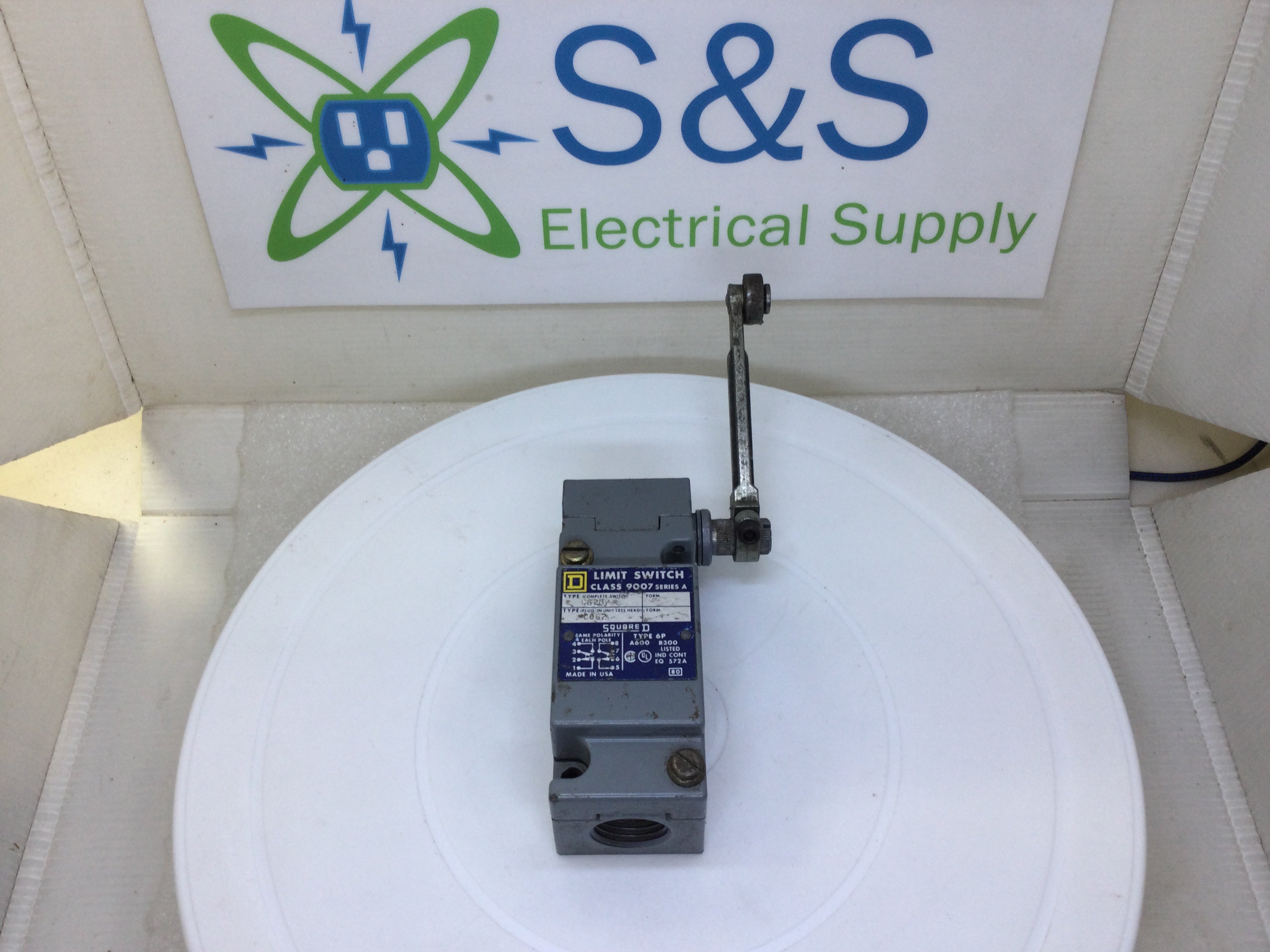 Square D C62B2 Turret Head Position Limit Switch Class 9007 Series A O