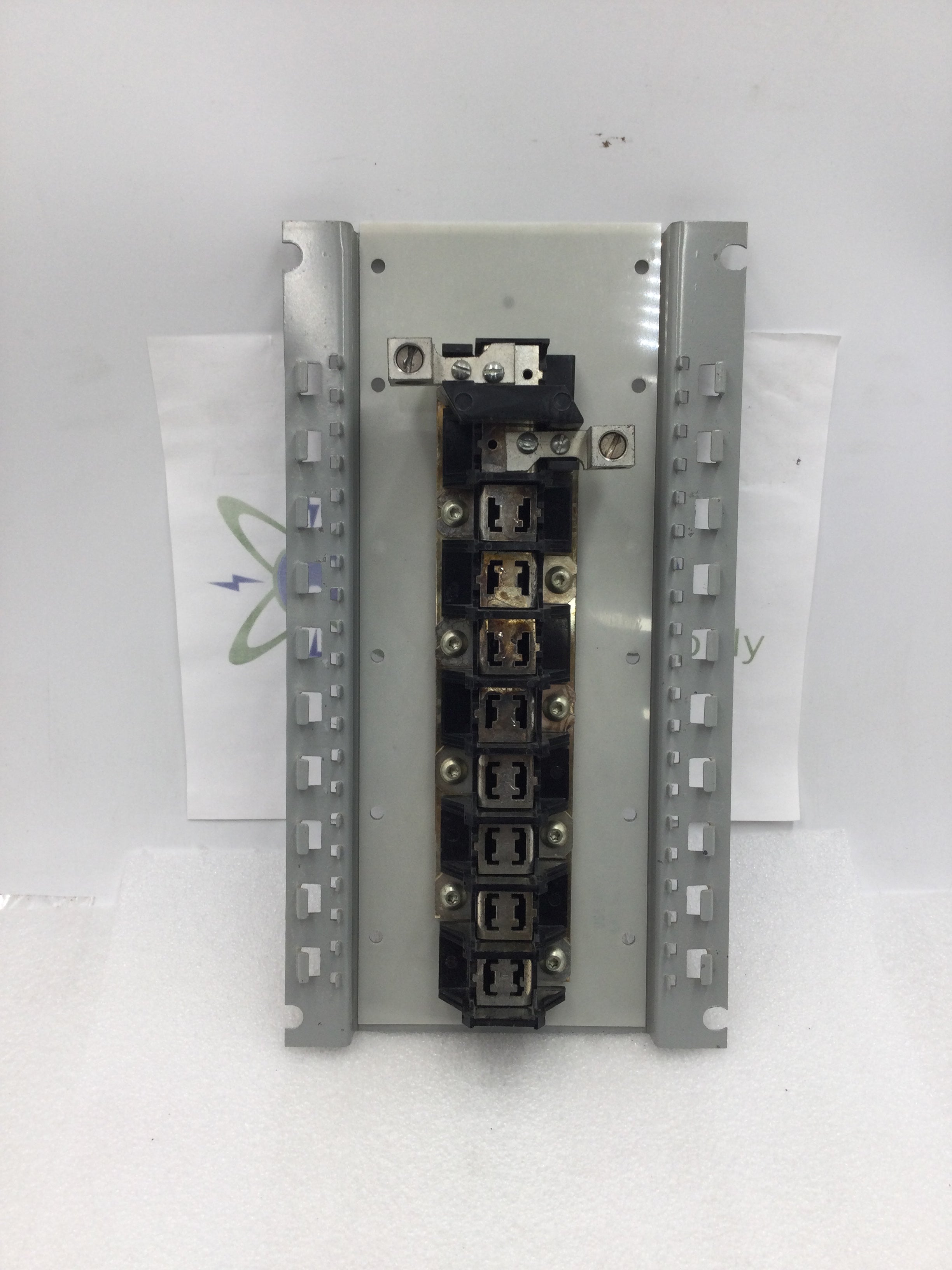 FPE 16 Space 200 Amp 120/240 VAC Load Center Guts Only 7" X 13"