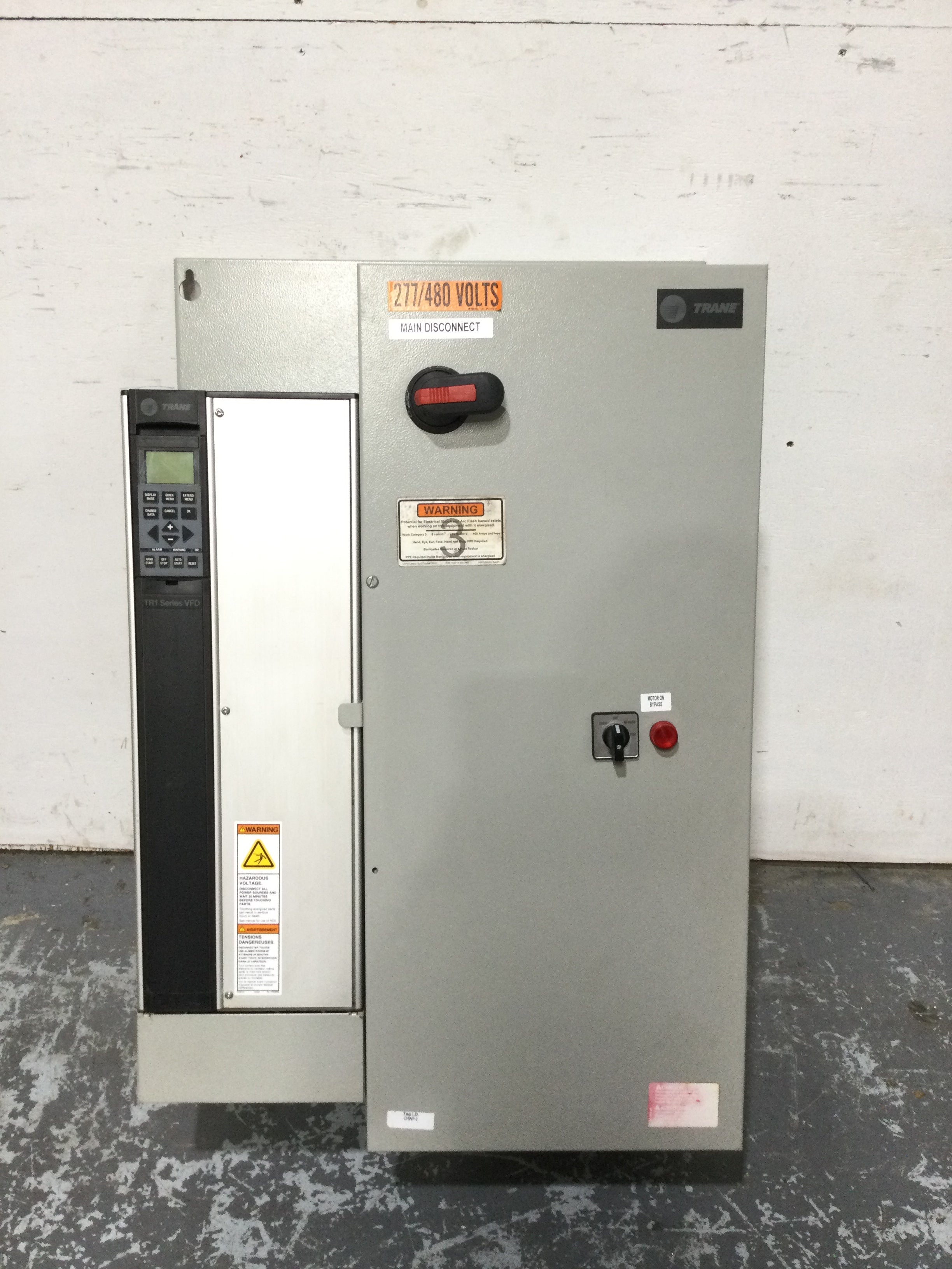Trane TR1 VFD Drive 22KW 174G4926 Nema 1