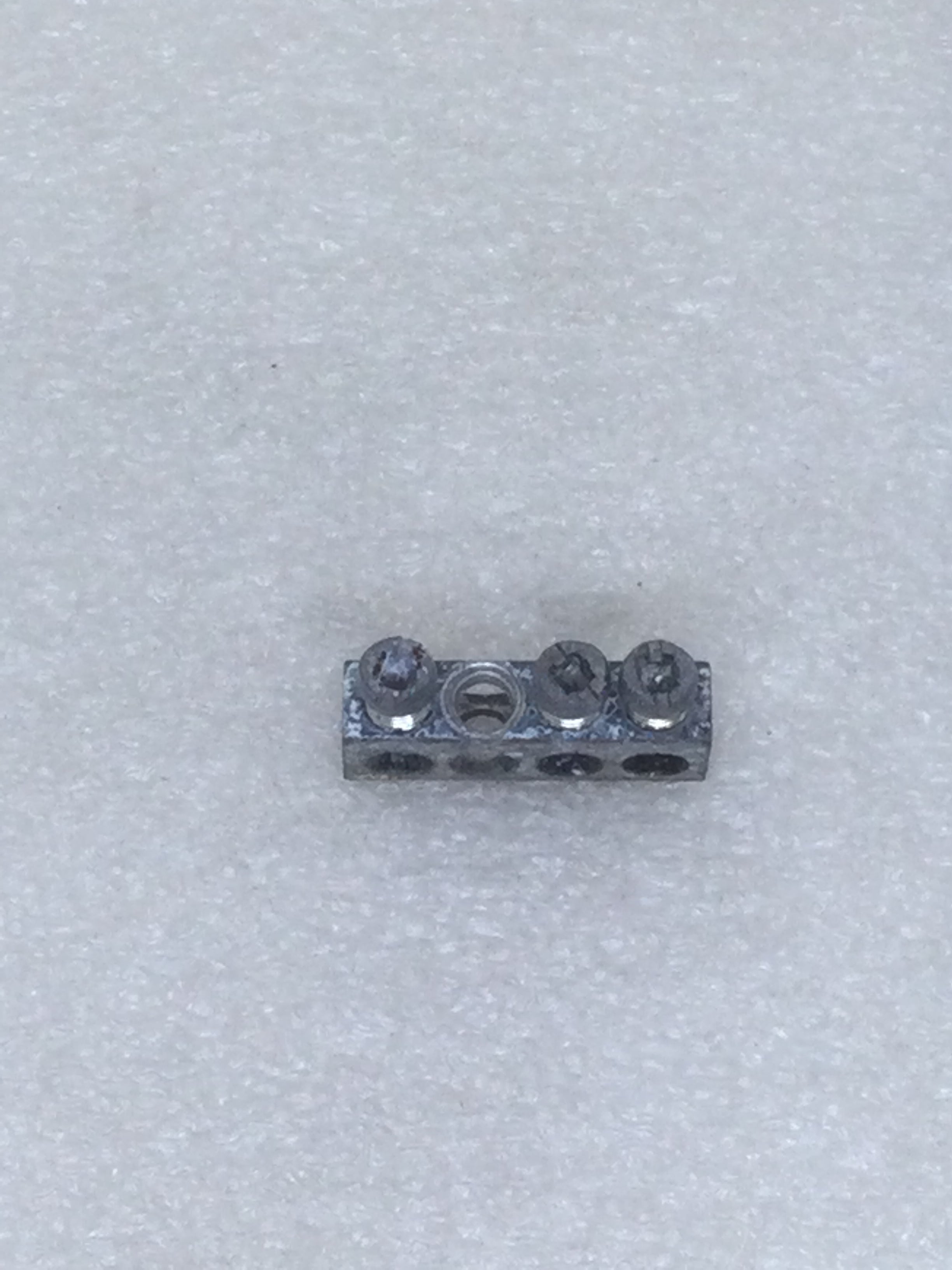 GE General Electric 3 Position Ground/Neutral Bar for TX1612R4 Load Ce