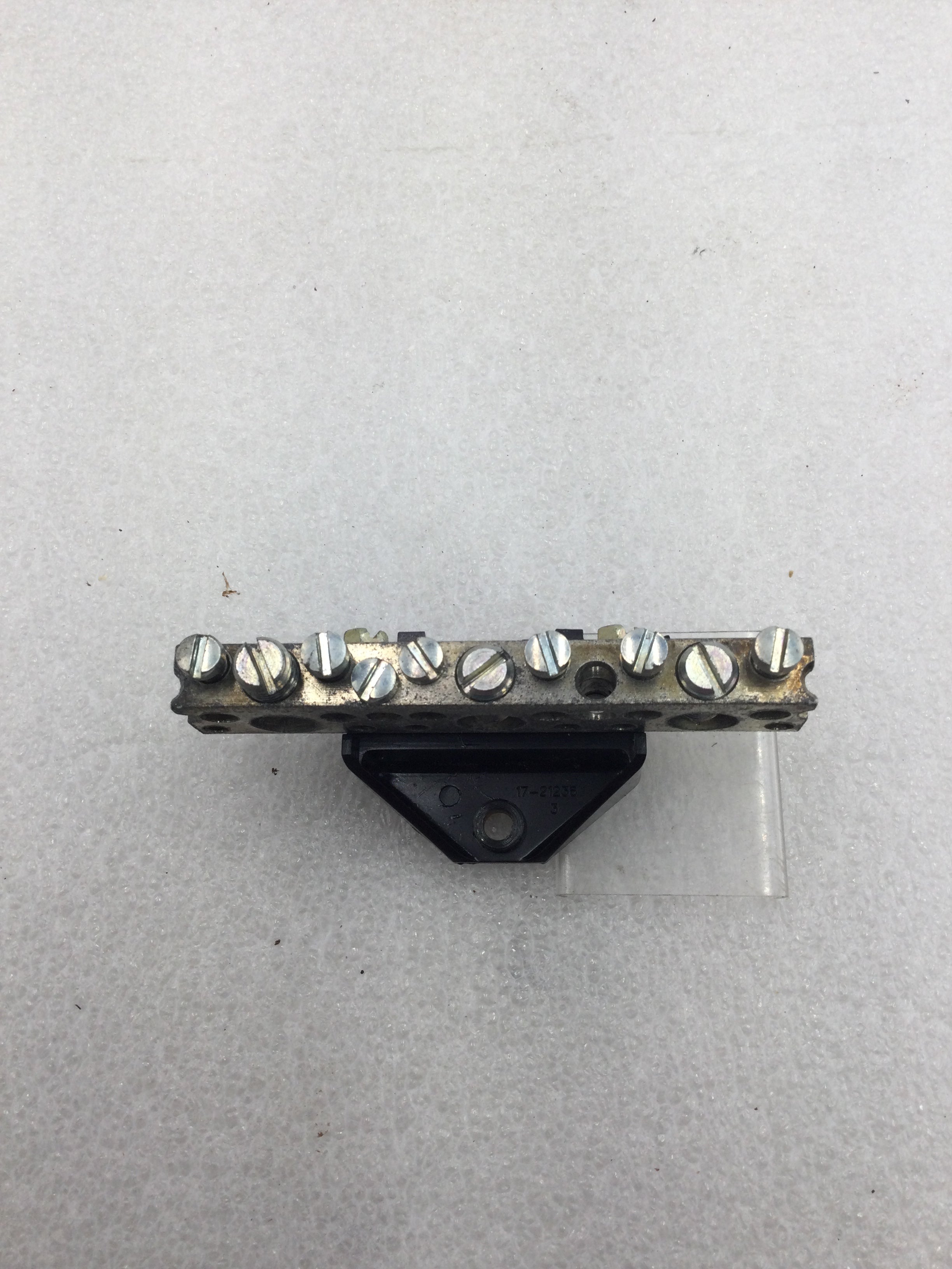 Cutler-Hammer 10 Position Ground/Neutral Bar Kit for CH4L125RP Load Ce