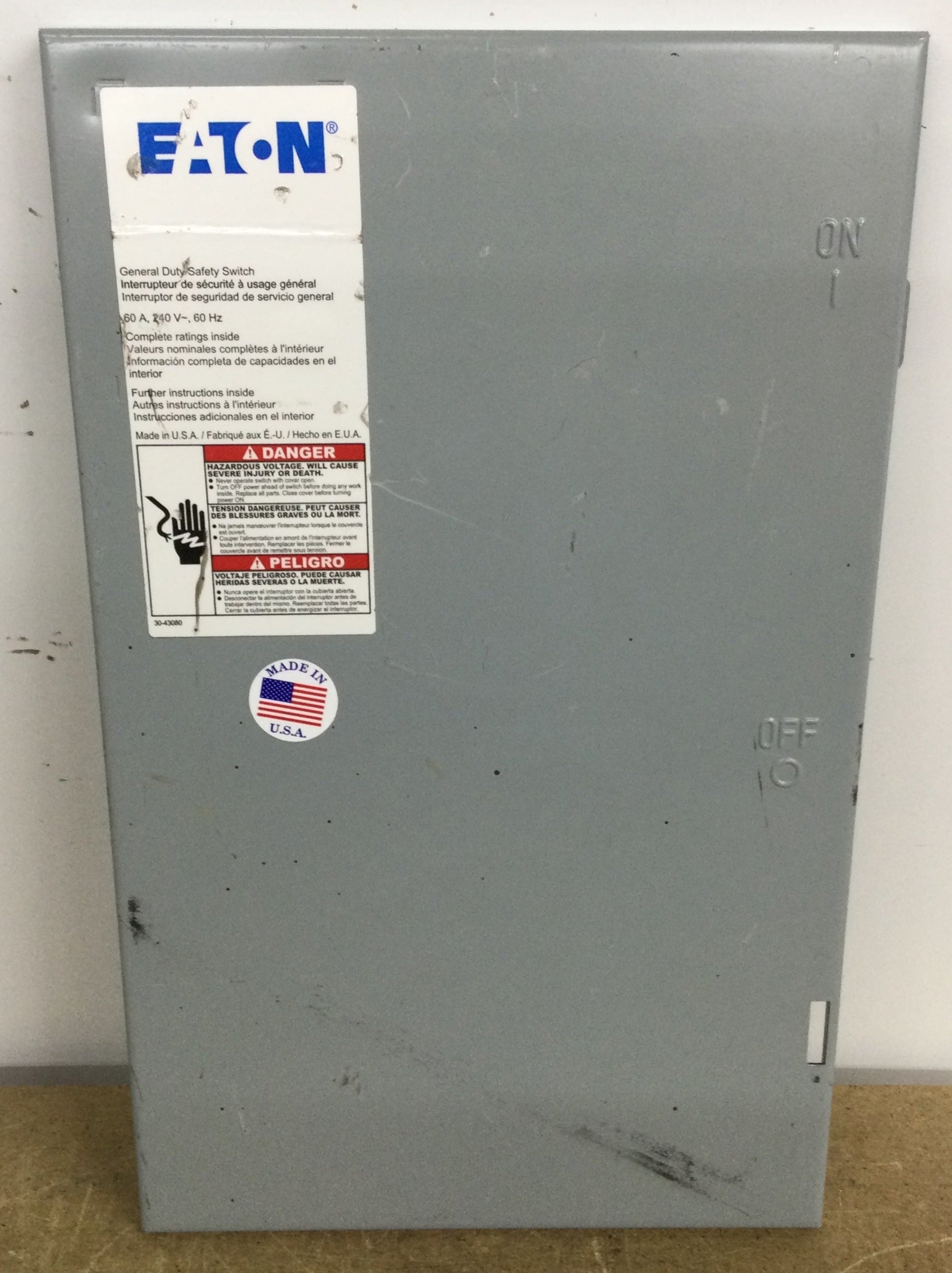 Eaton DG222URB General Safety Switch - Door Only (8 5/8" x 14 1/4")